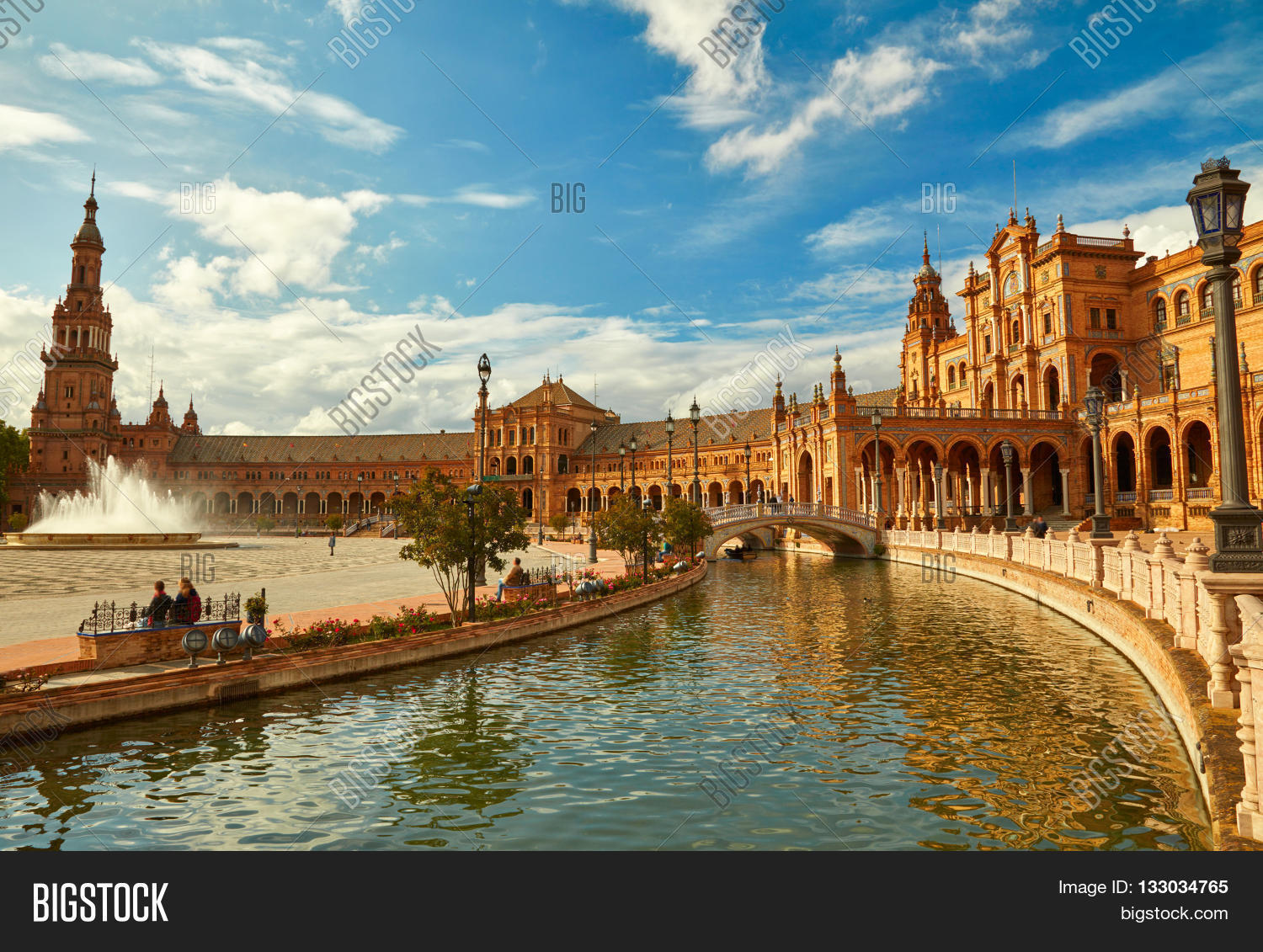 spain,ur,a_大山谷图库