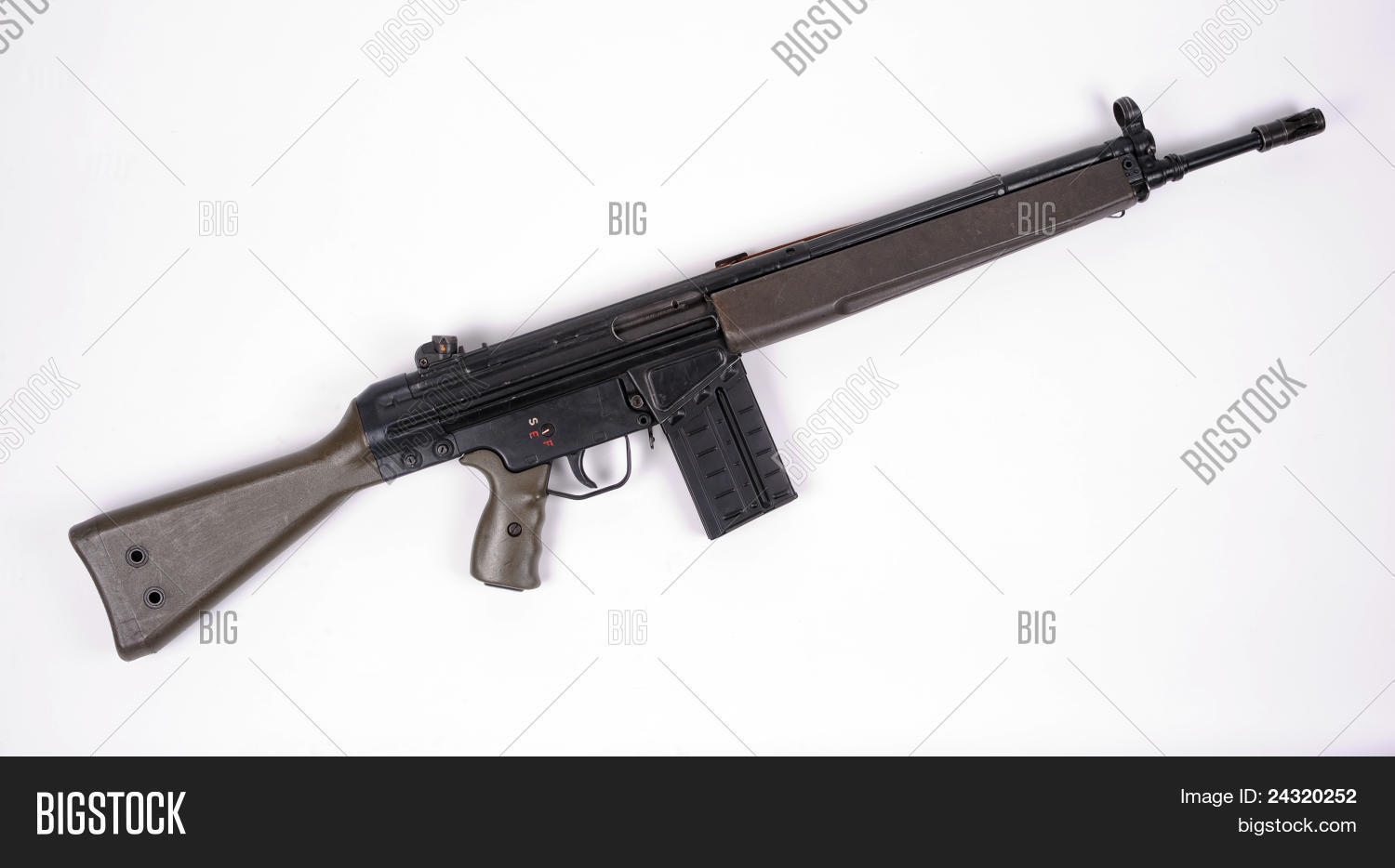 7.62 G3 Assault Rifle Image & Photo | Bigstock