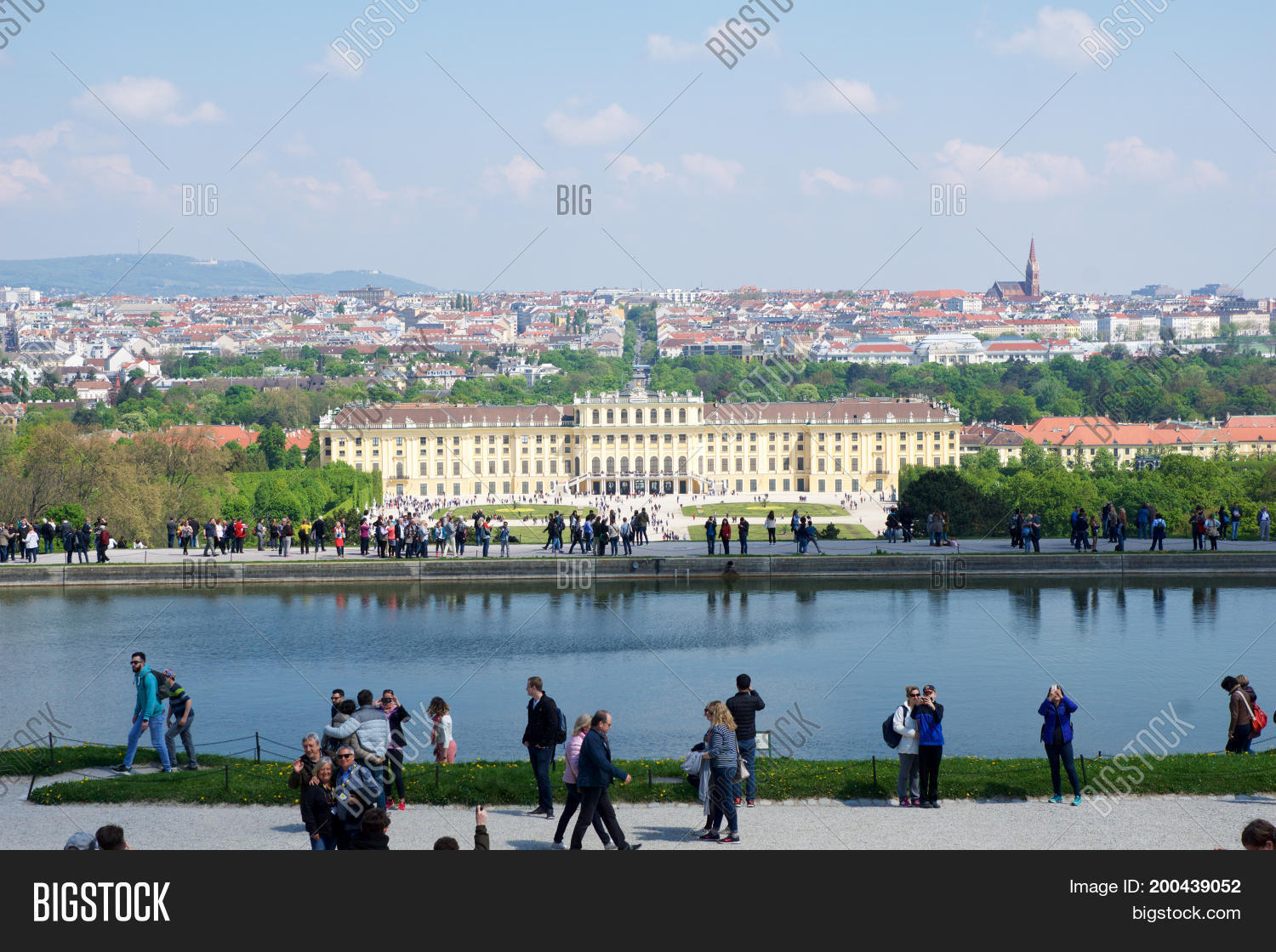 VIENNA, AUSTRIA - APR Image & Photo (Free Trial) | Bigstock