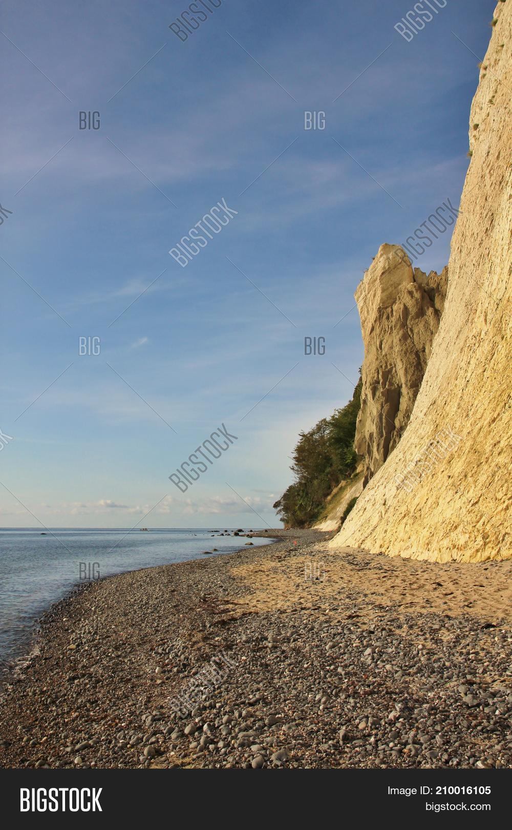 Unique Limestone Cliff Image & Photo (Free Trial) | Bigstock