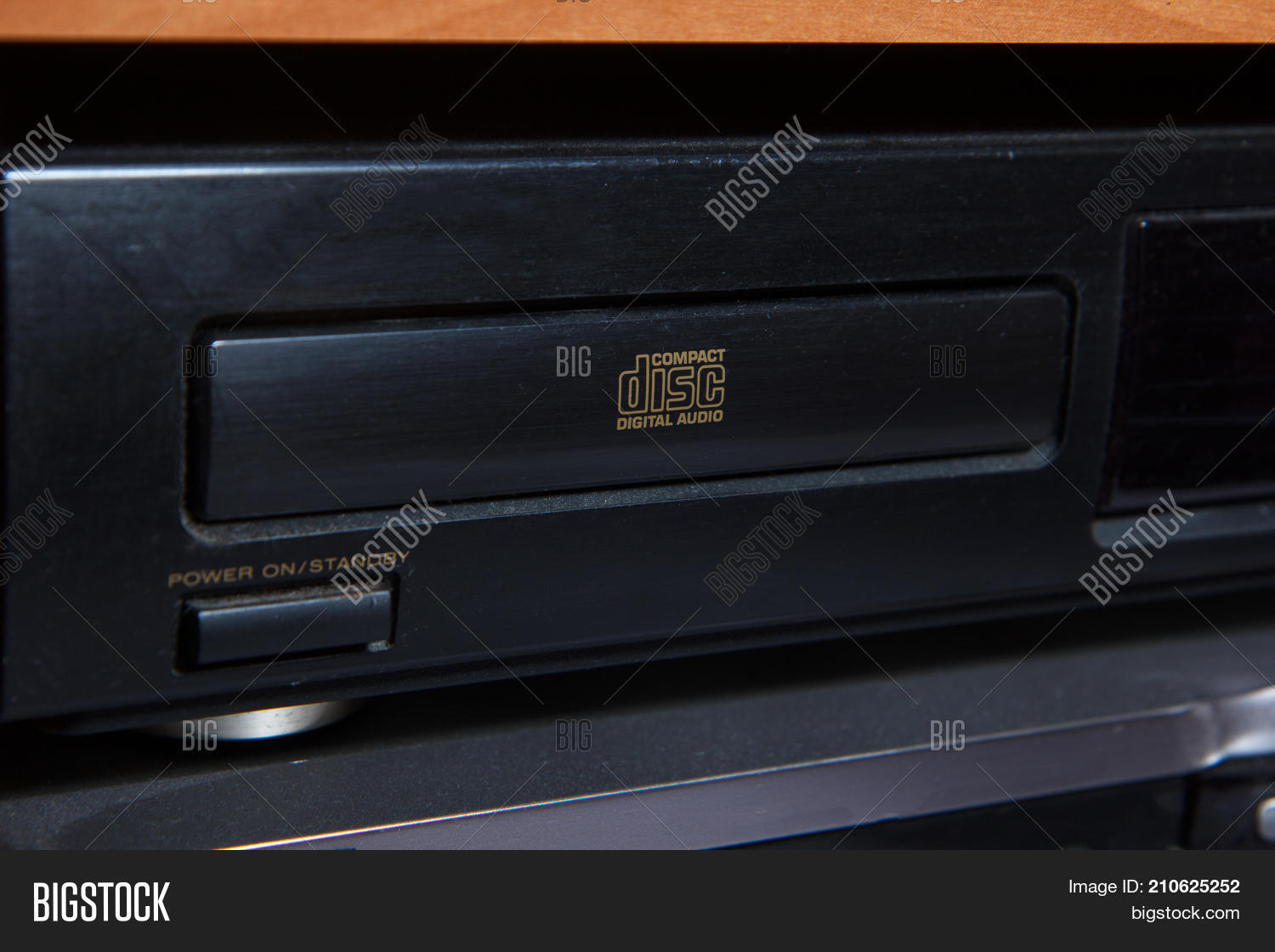 Old Hi-fi Cd Player Image & Photo (Free Trial) | Bigstock