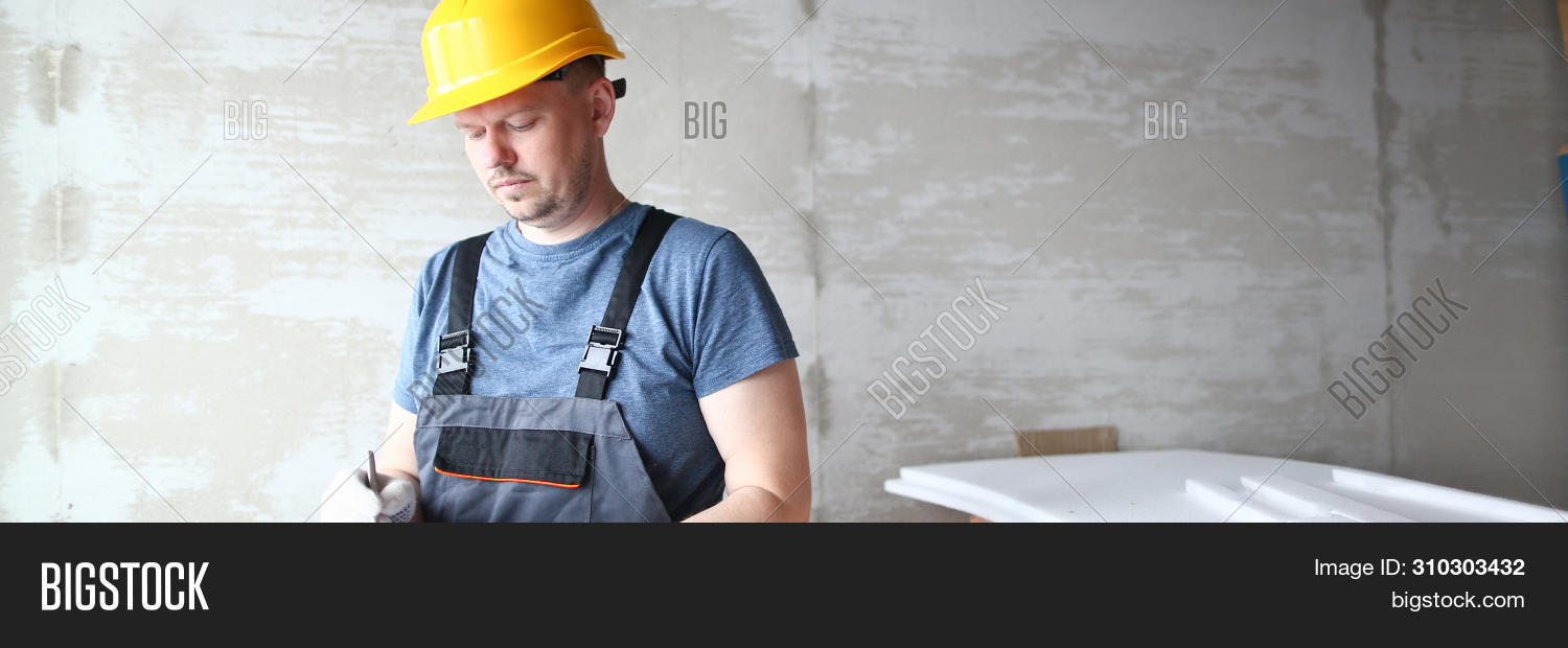 Male Builder Yellow Image & Photo (Free Trial) | Bigstock