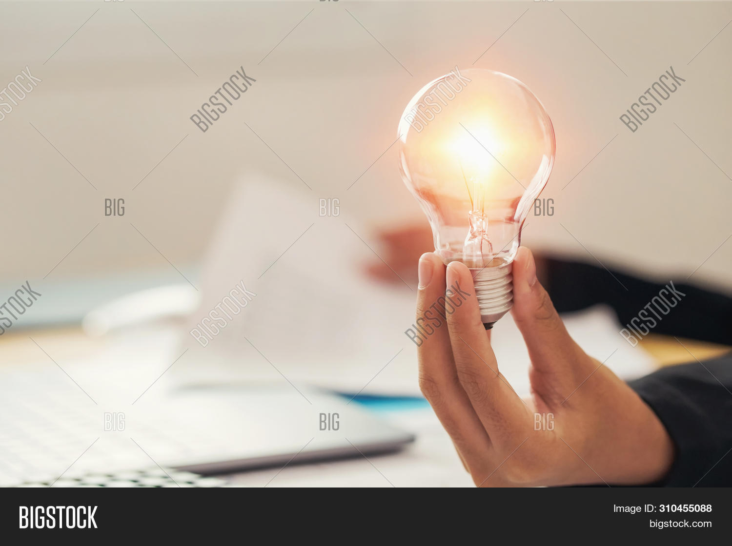 Hand Holding Light Image & Photo (Free Trial) | Bigstock