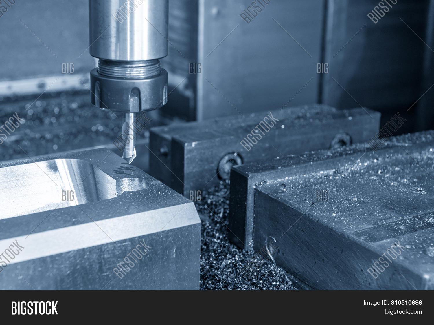 Cnc Milling Machine Image & Photo (Free Trial) | Bigstock