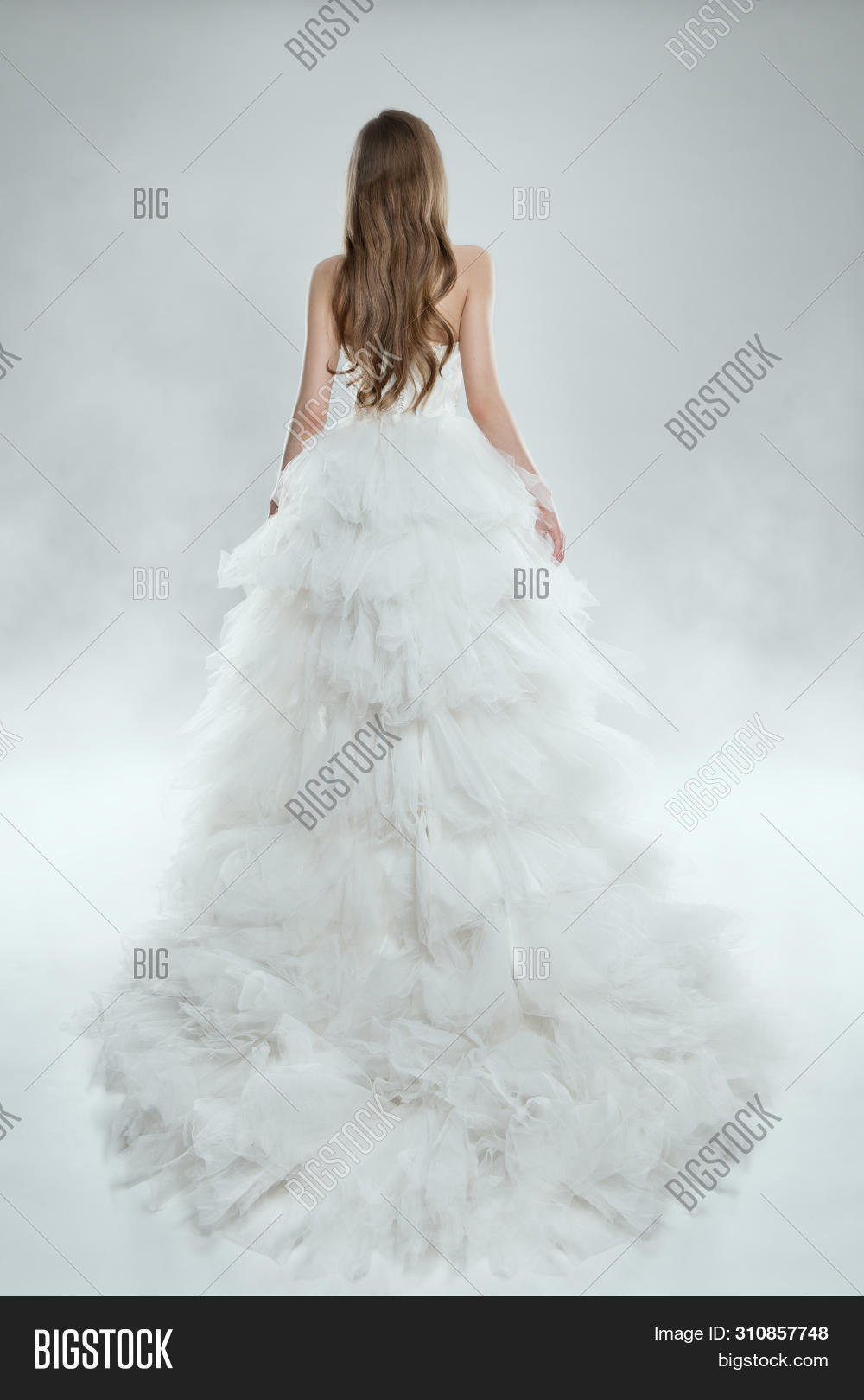Woman White Dress Back Image & Photo (Free Trial) | Bigstock