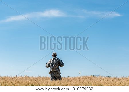 Back View Soldier Image & Photo (Free Trial) | Bigstock