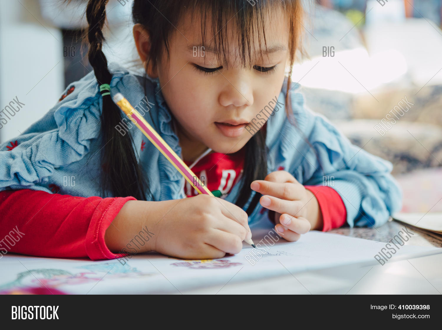 Little Kids Drawing Image & Photo (Free Trial) | Bigstock