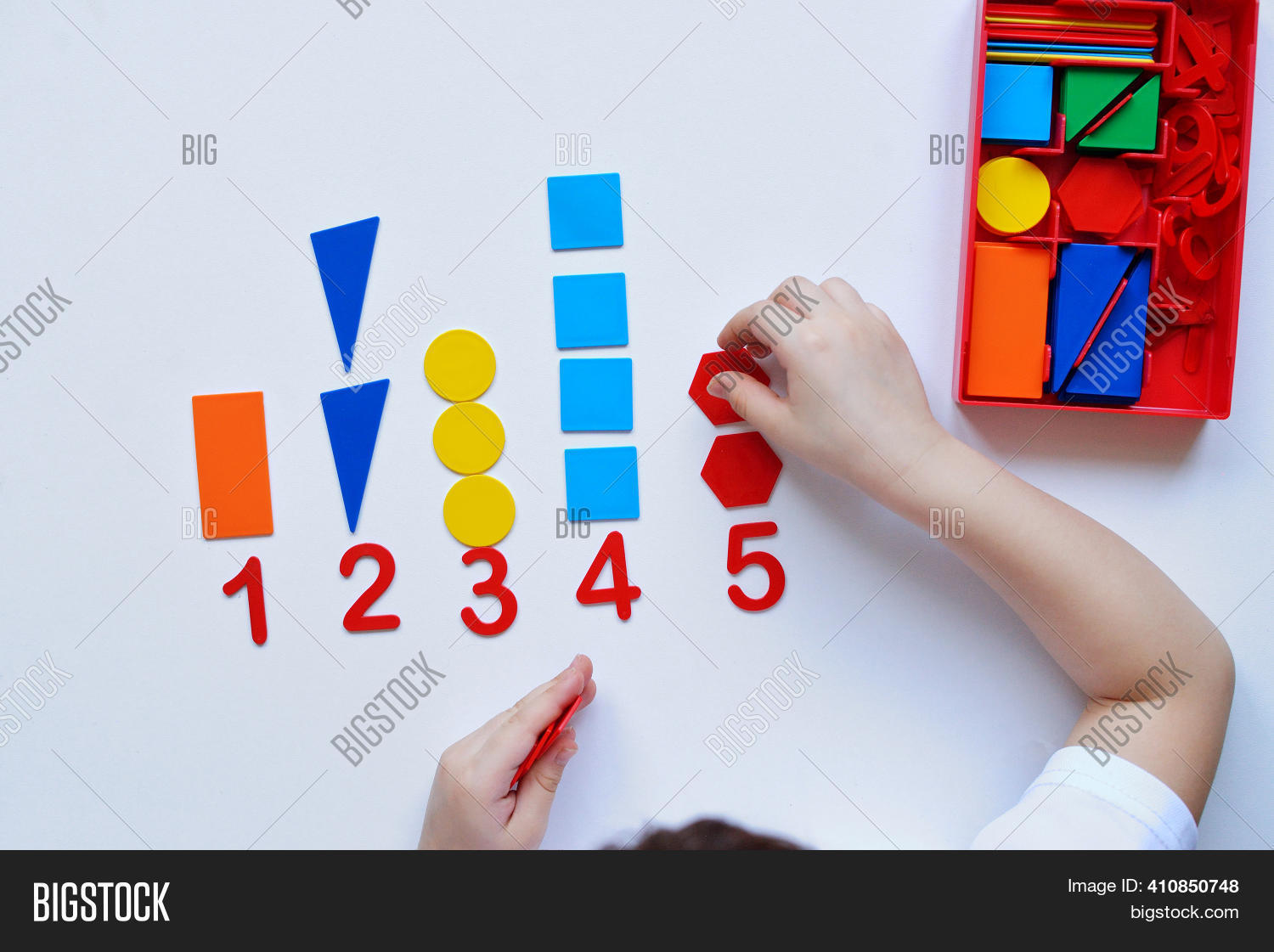 Child Learns Number Image & Photo (Free Trial) | Bigstock