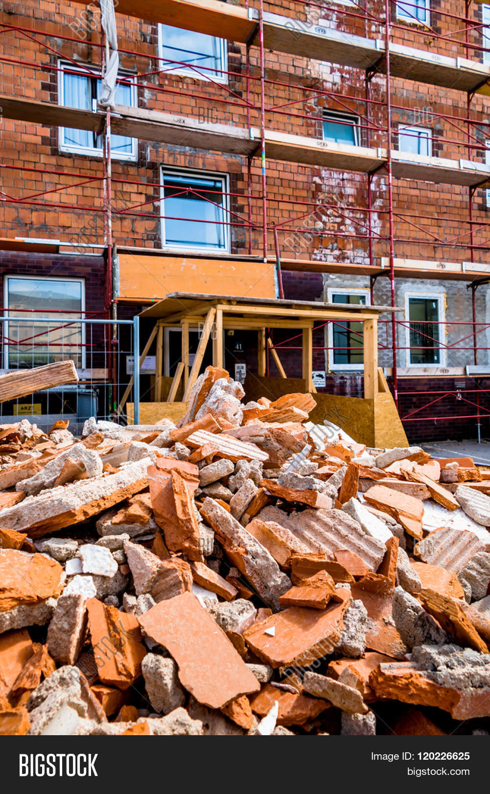Rubble On Building Image & Photo (Free Trial) | Bigstock