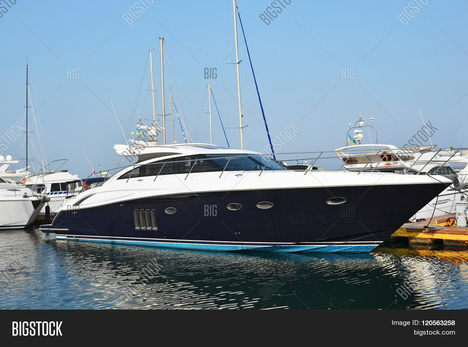 Motor Yacht Jetty Image & Photo (Free Trial) | Bigstock