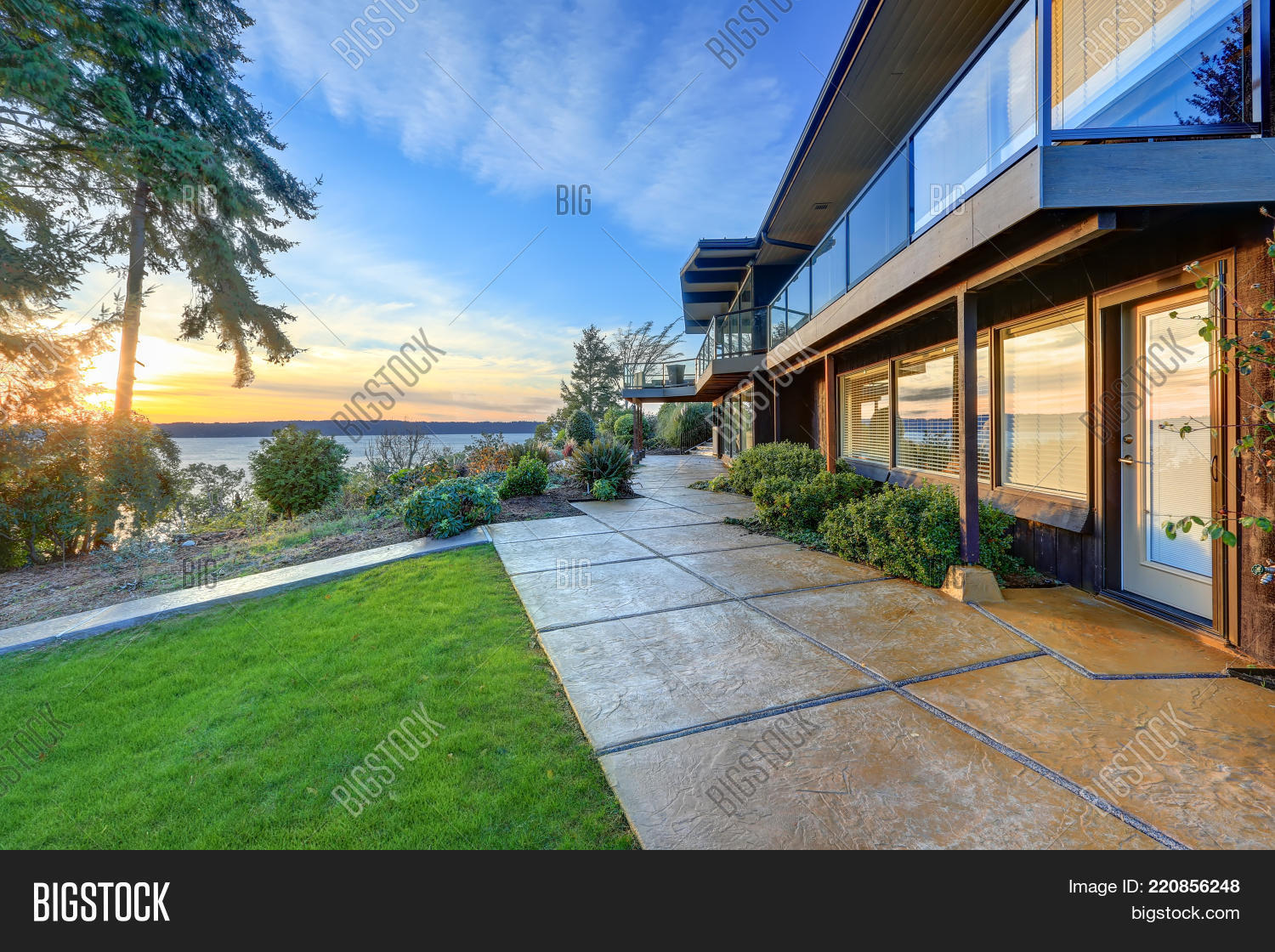 Exterior Panorama Image & Photo (Free Trial) | Bigstock