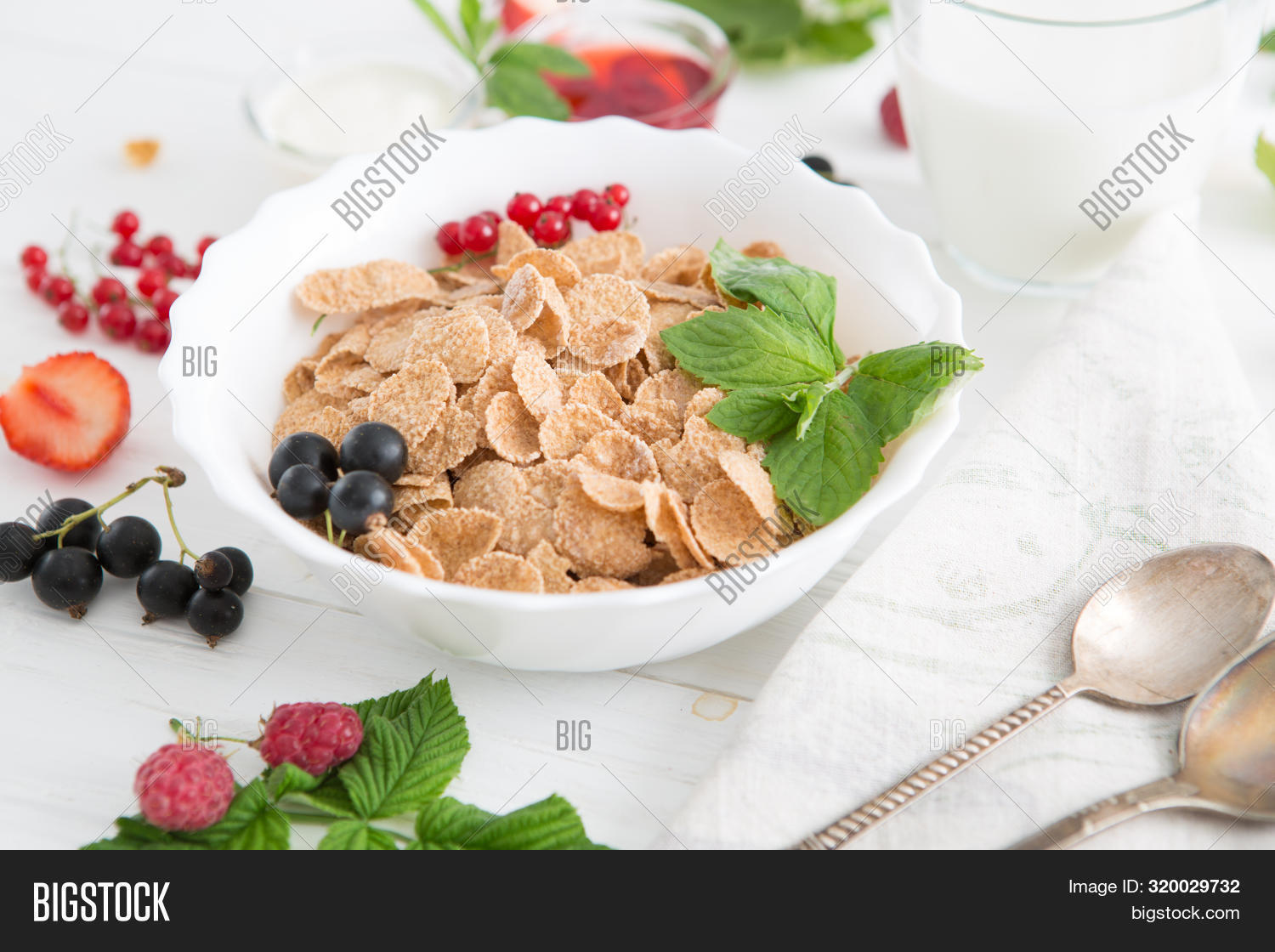 Multigrain Wholewheat Image & Photo (Free Trial) | Bigstock