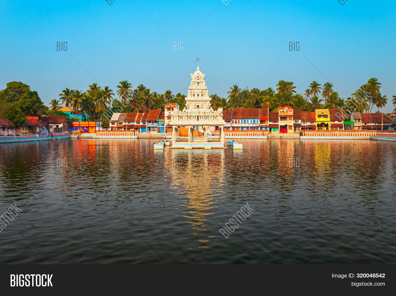 Thanumalayan Image & Photo (Free Trial) | Bigstock