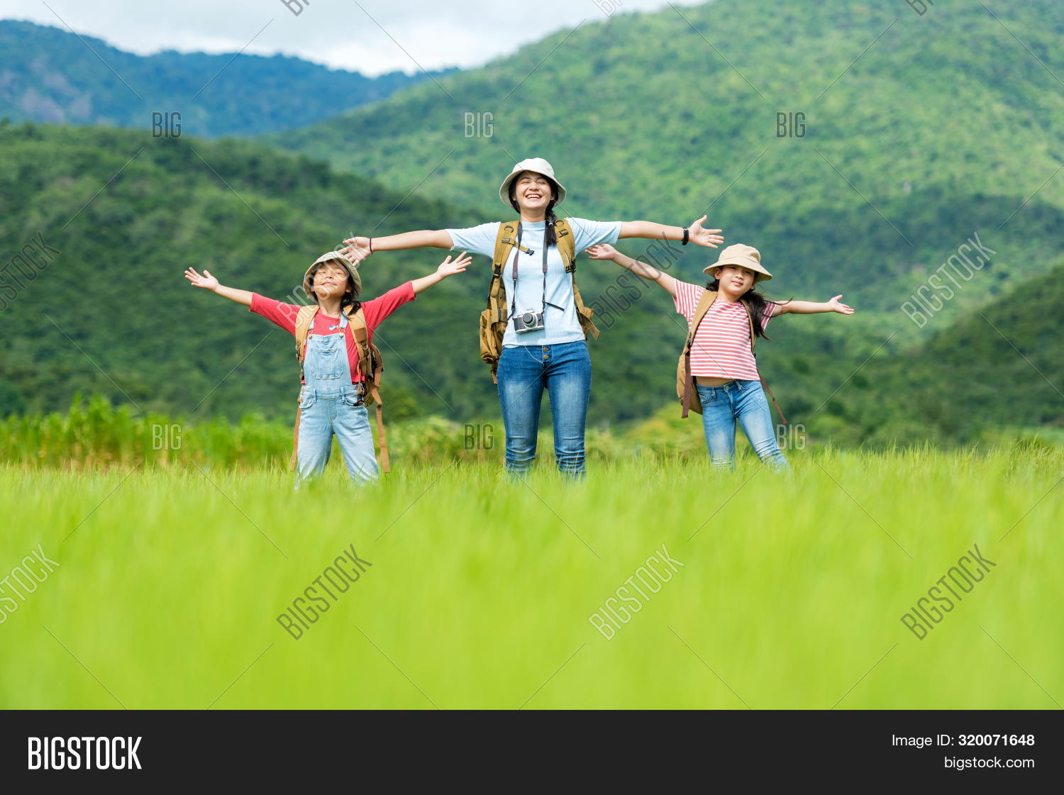 Group Asian Family Image & Photo (Free Trial) | Bigstock