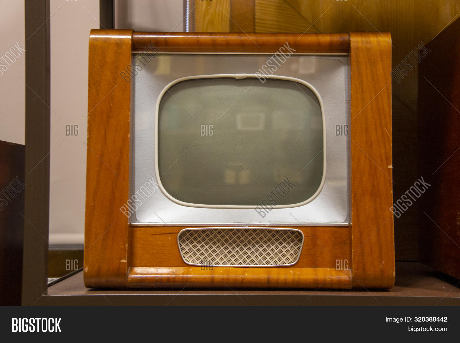 Vintage Television Old Image & Photo (Free Trial) | Bigstock