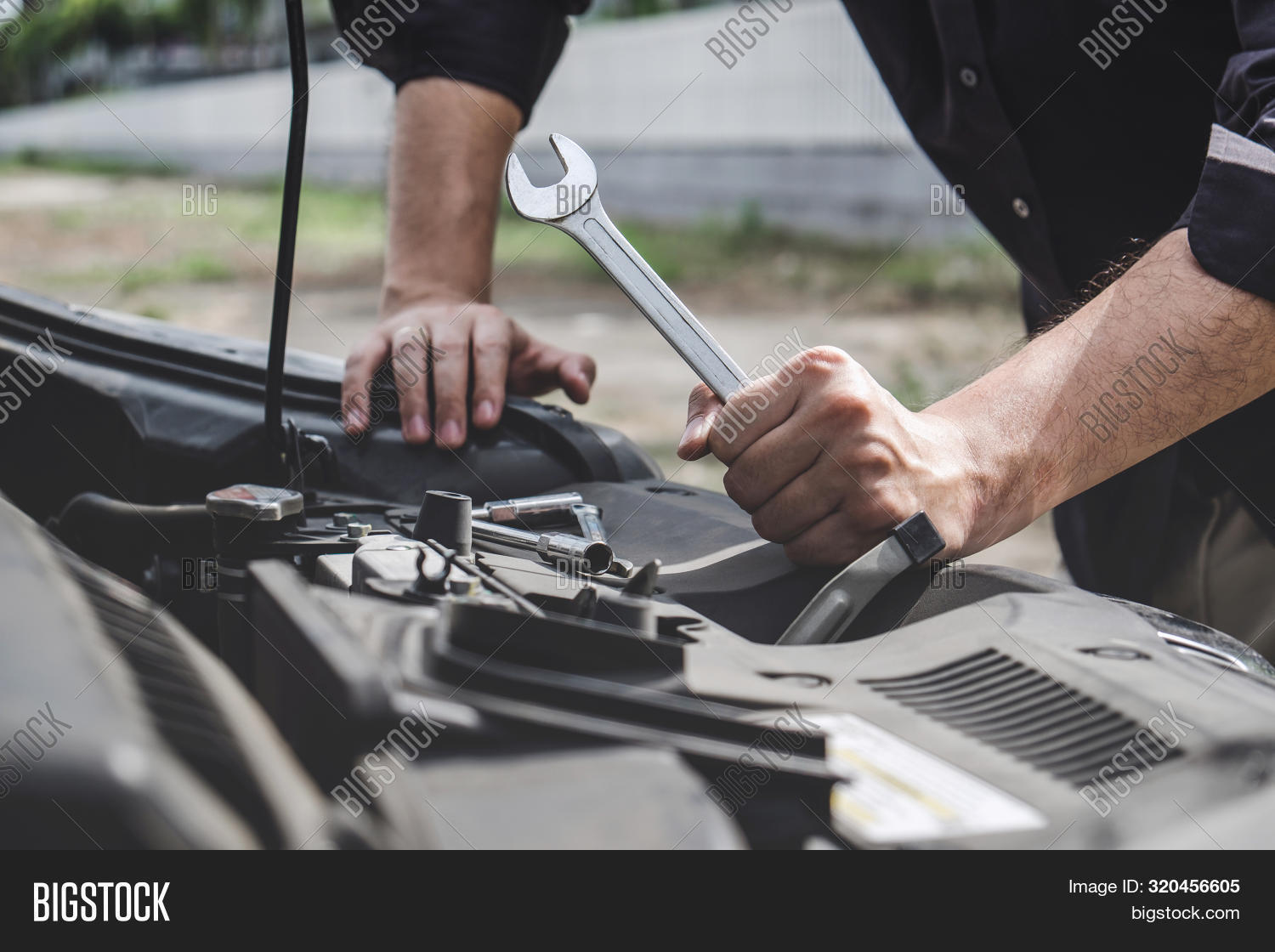 Services Car Engine Image & Photo (Free Trial) | Bigstock