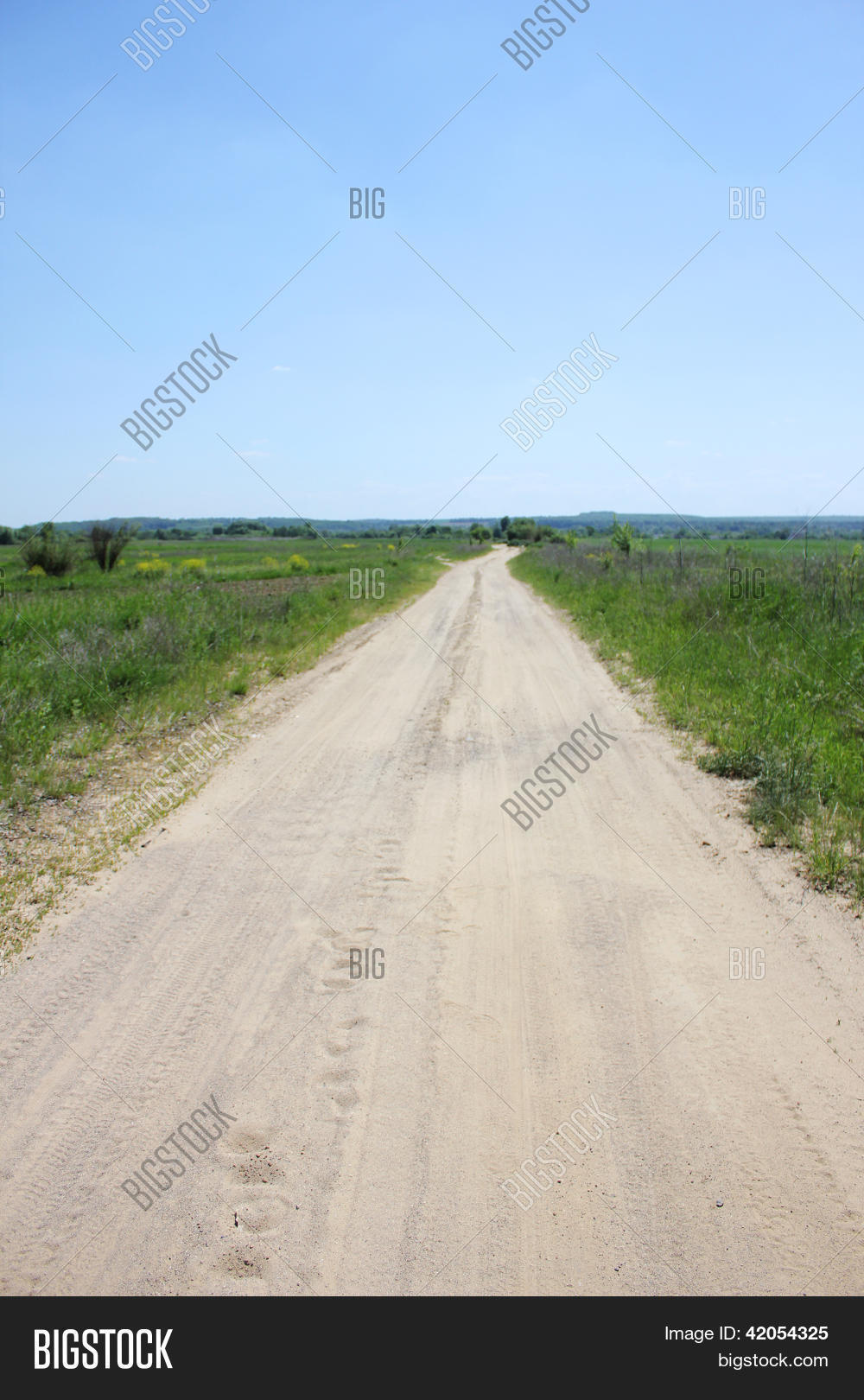 Road Near Field Image & Photo (Free Trial) | Bigstock