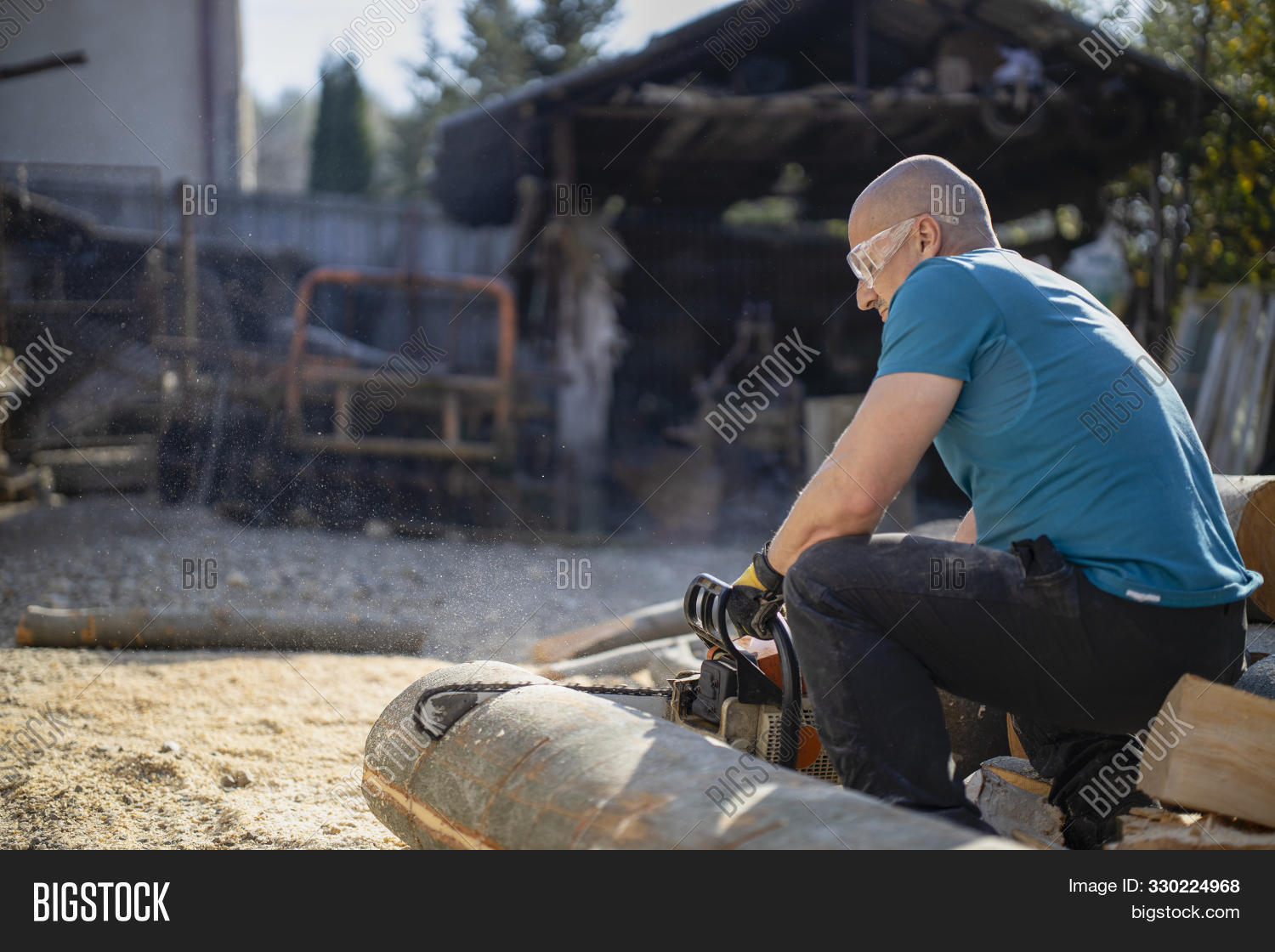 Man Cut Saw. Dust Image & Photo (Free Trial) | Bigstock