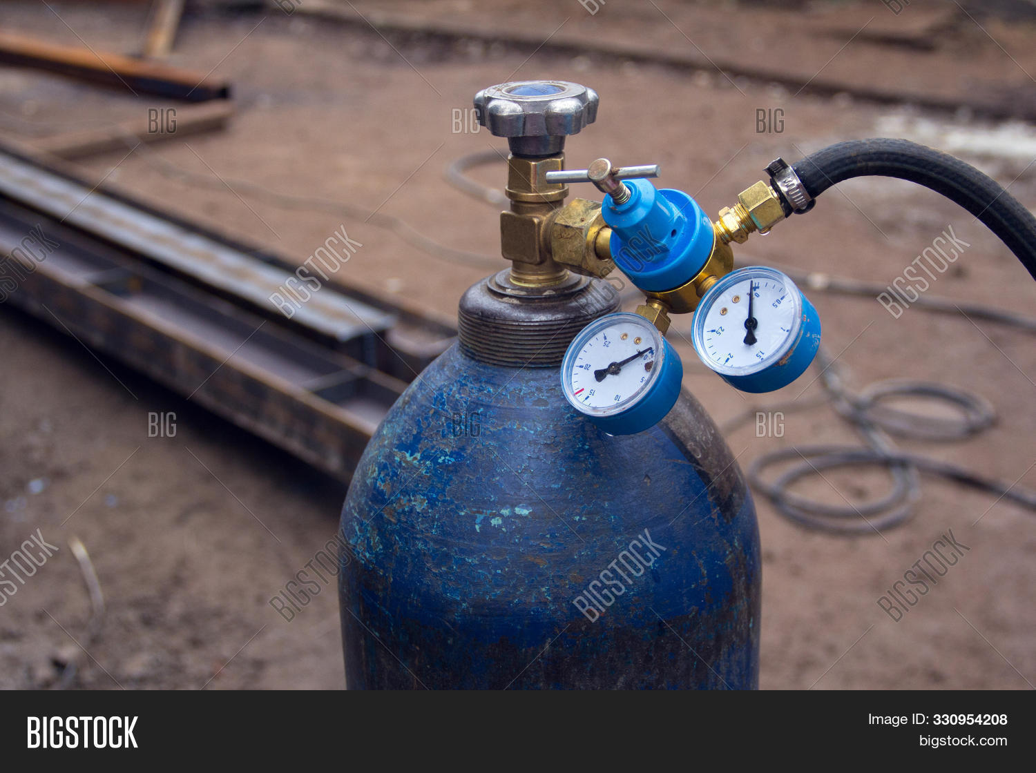 Blue Oxygen Cylinder Image & Photo (Free Trial) | Bigstock
