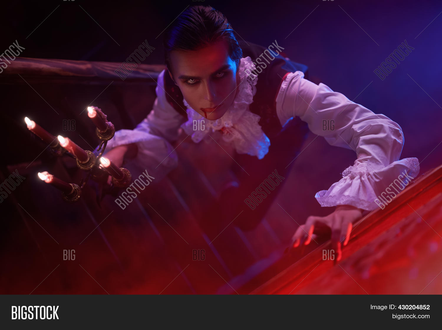 Bloodthirsty Vampire Image & Photo (Free Trial) | Bigstock