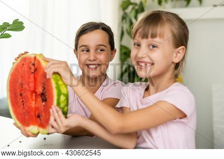 Two Kids Eating One Image & Photo (Free Trial) | Bigstock