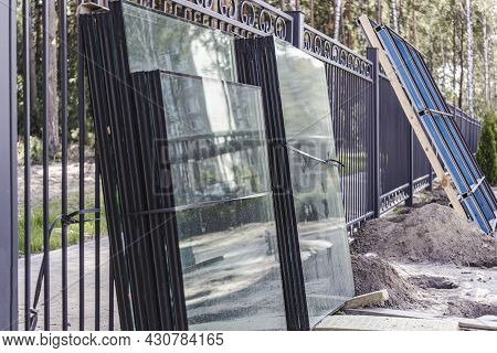 New Sealed Glass Units Image & Photo (Free Trial) | Bigstock