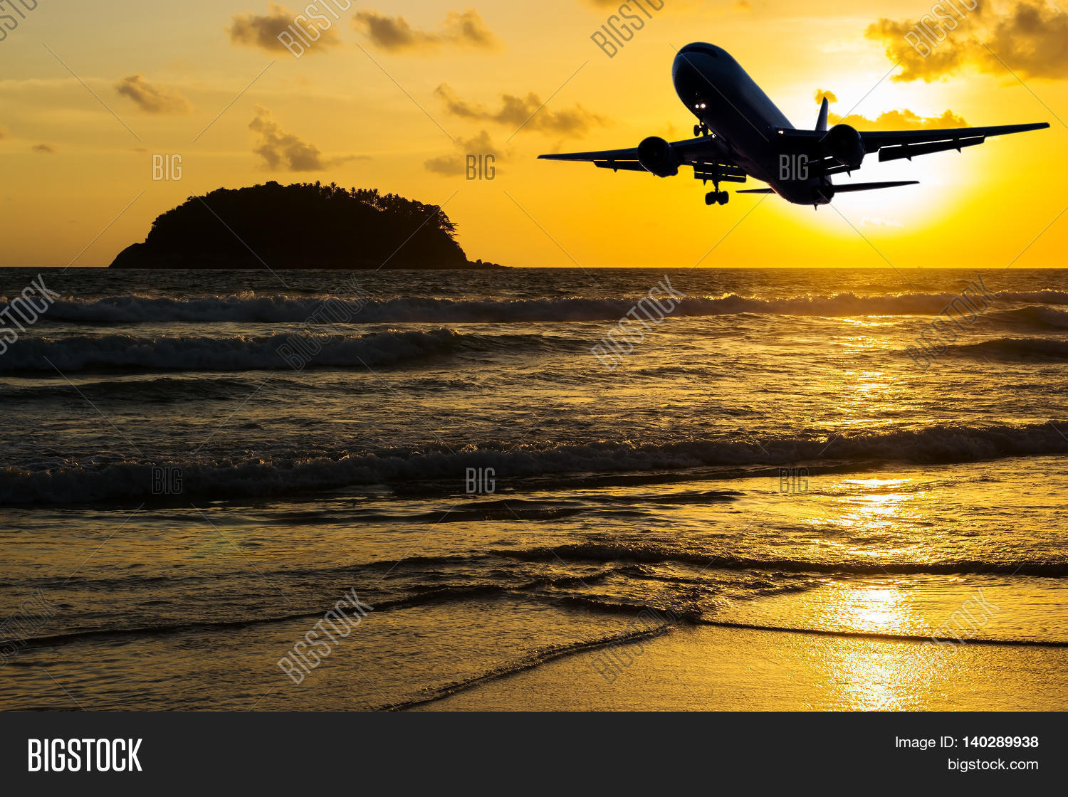 Beach Plane On Color Image & Photo (Free Trial) | Bigstock
