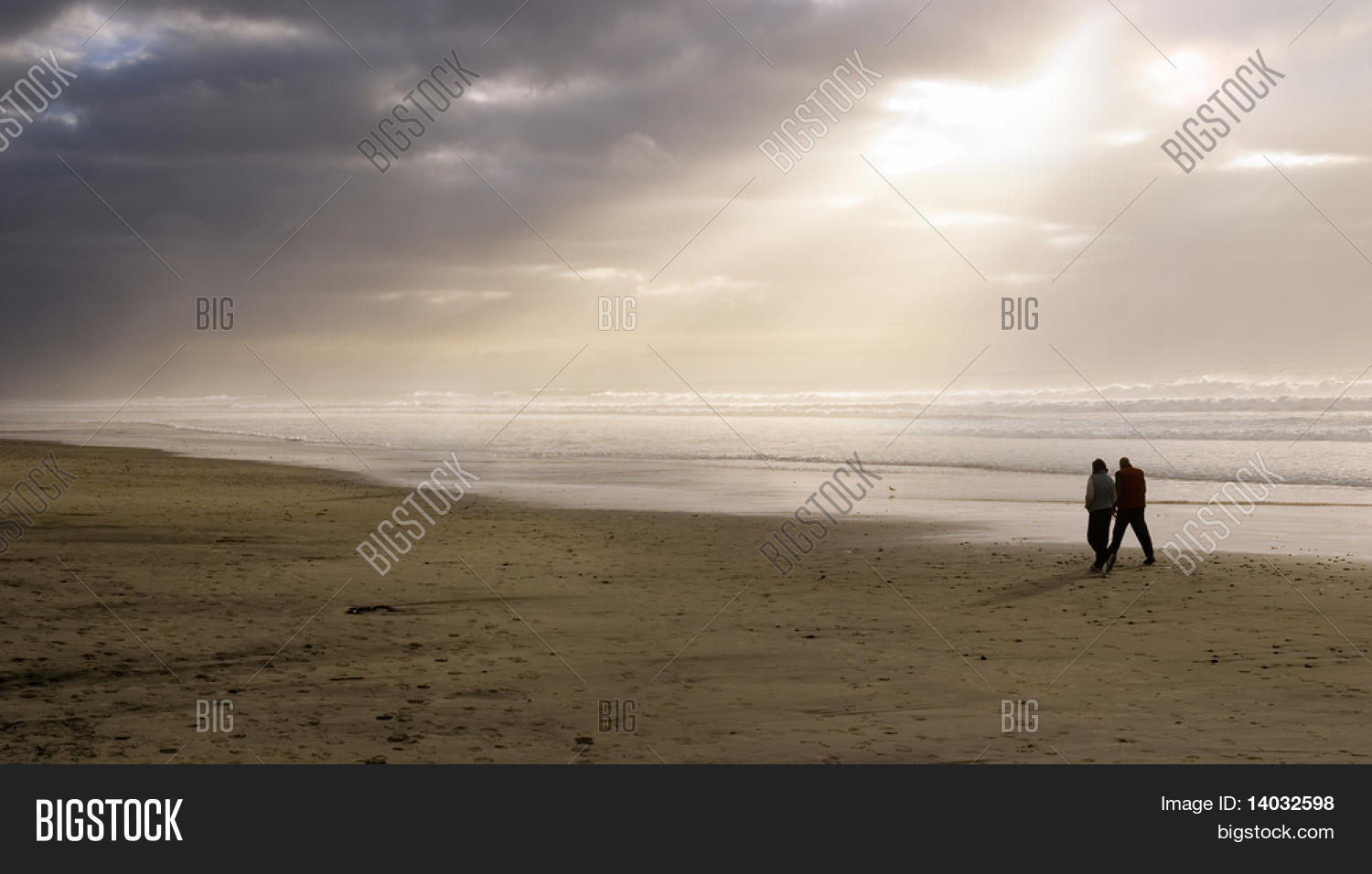 Peaceful Beach Scene Image & Photo (Free Trial) | Bigstock