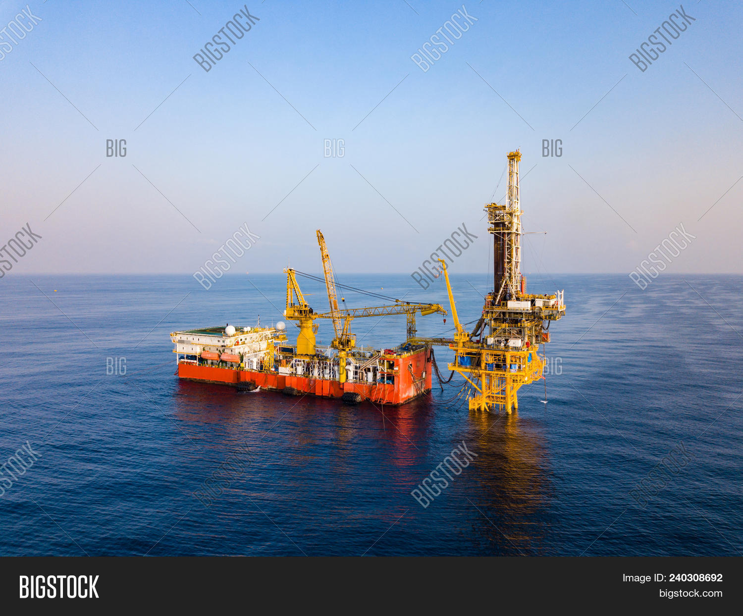 Aerial View Tender Image & Photo (Free Trial) | Bigstock