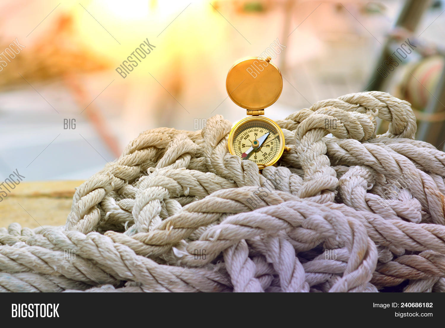 Nautical Rope Compass Image & Photo (Free Trial) | Bigstock