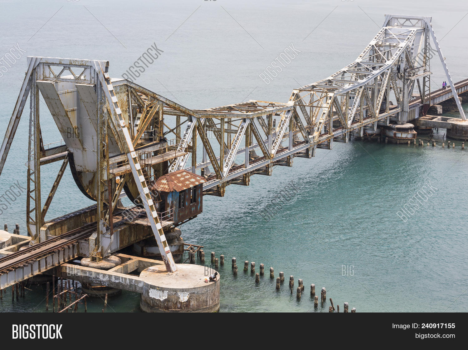Close Pamban Bridge Image & Photo (Free Trial) | Bigstock