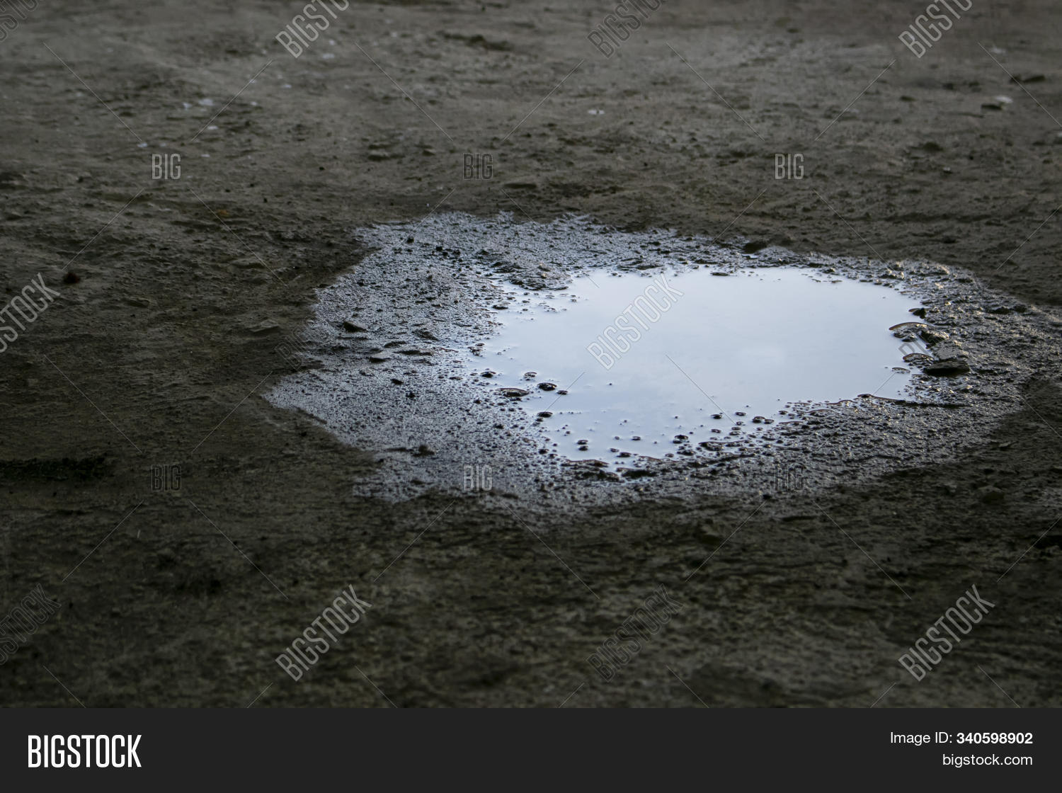 Close- Spilled Water Image & Photo (Free Trial) | Bigstock