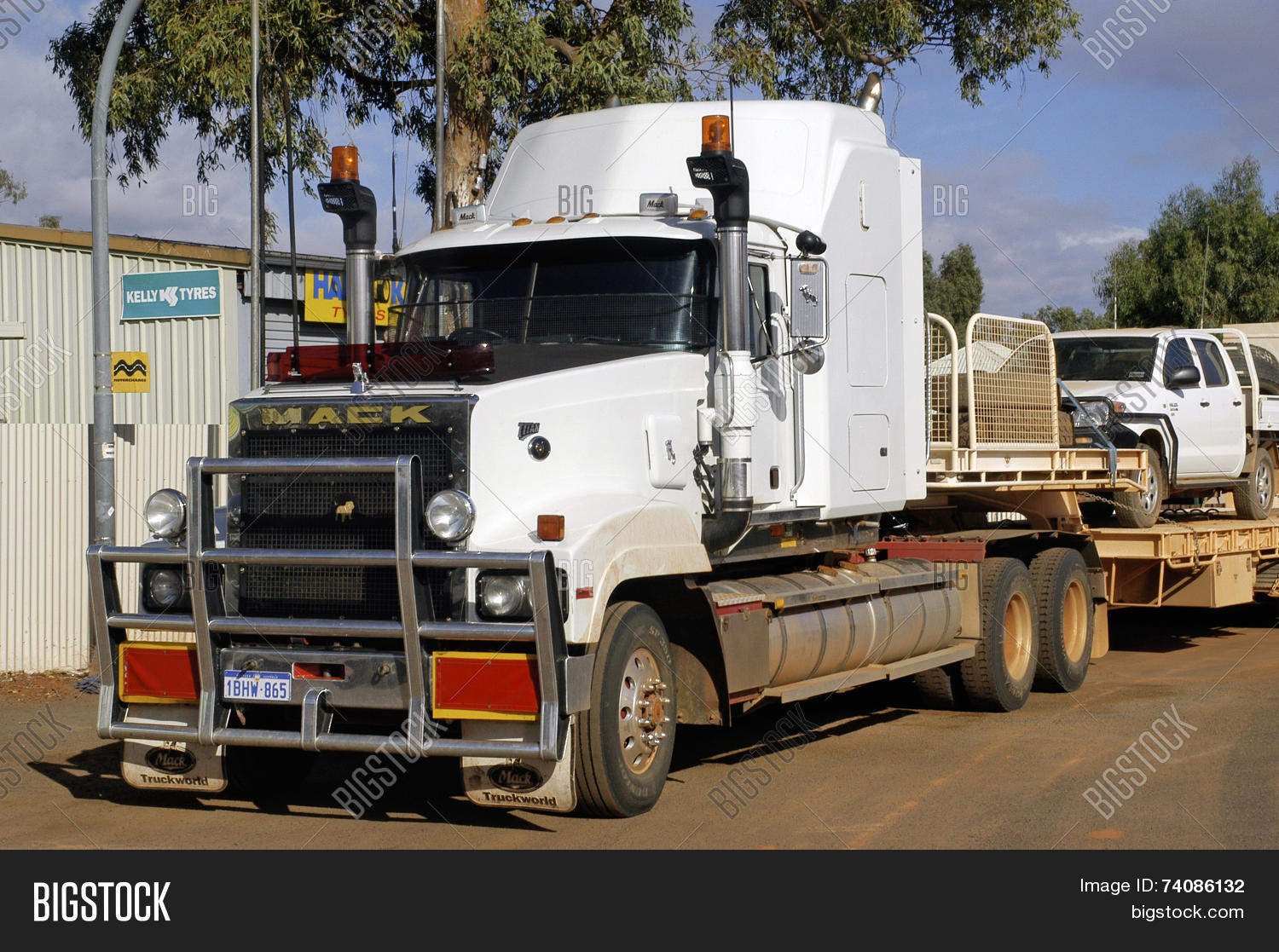 Australian Truck Image & Photo (Free Trial) | Bigstock
