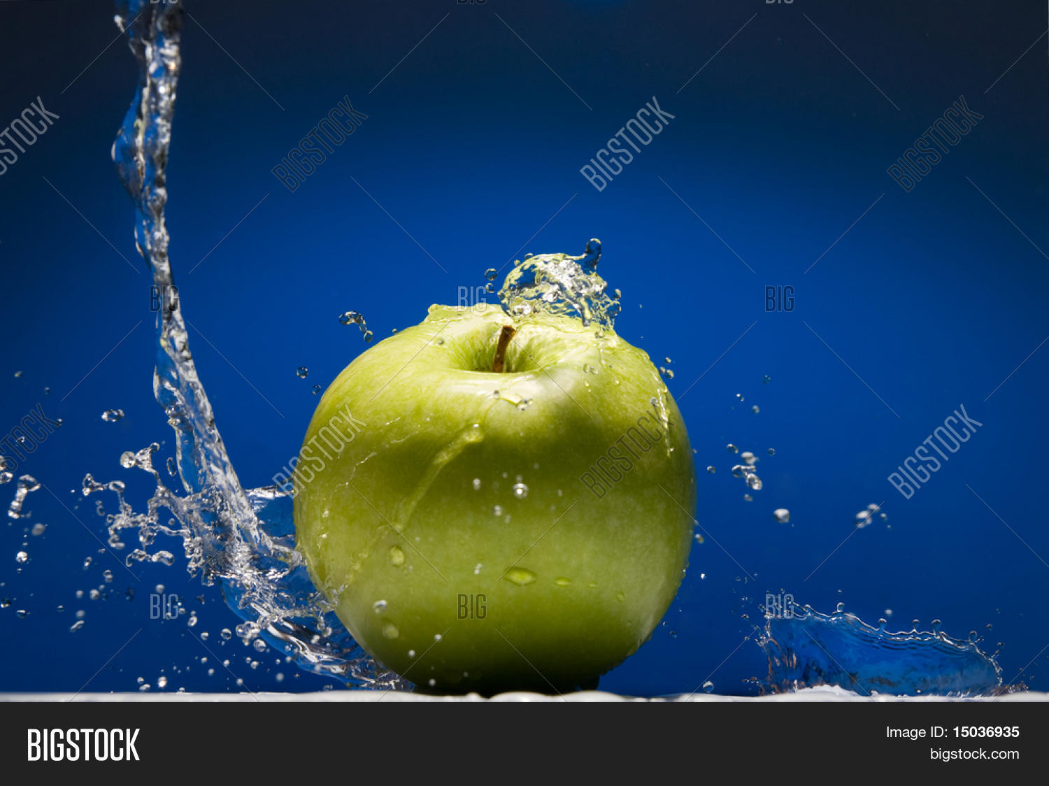 Green Apple Water Image & Photo (Free Trial) | Bigstock