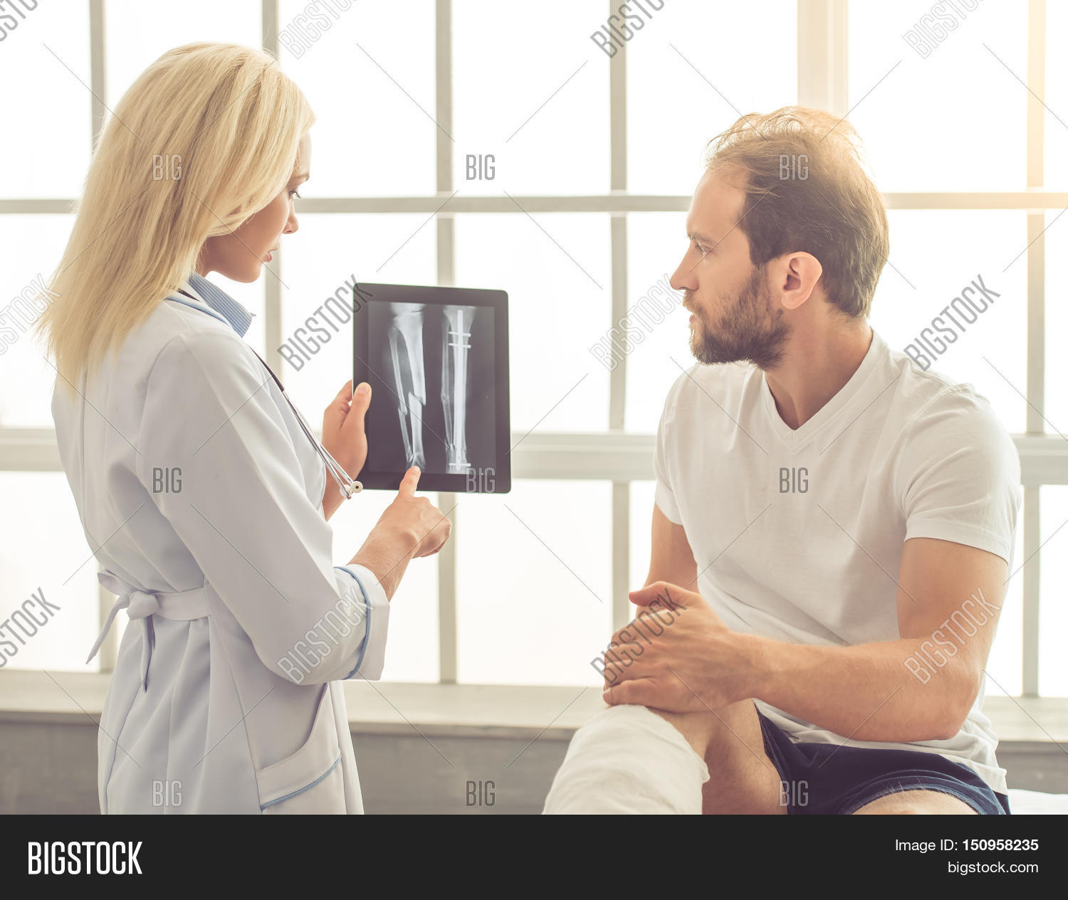 Doctor Patient Image & Photo (Free Trial) | Bigstock