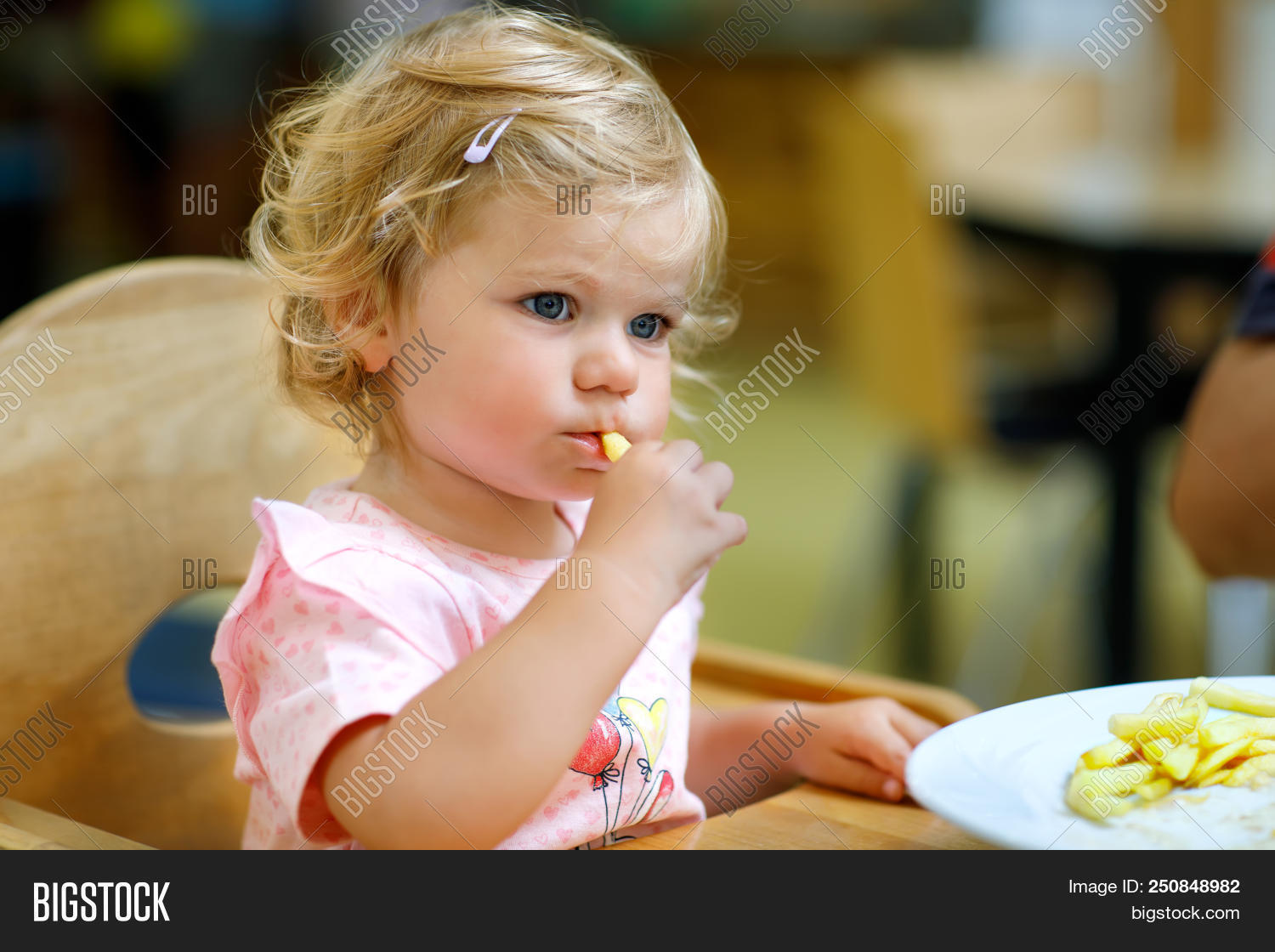 Adorable Toddler Girl Image & Photo (Free Trial) | Bigstock