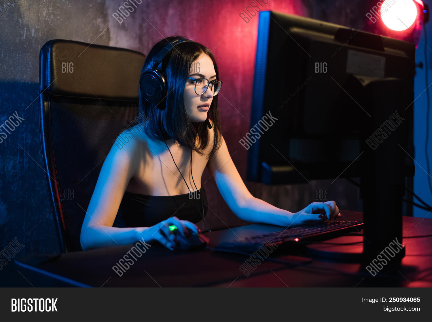 Beautiful Young Girl Image & Photo (Free Trial) | Bigstock