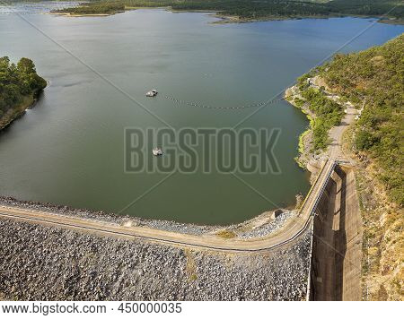 Eungella Dam 이미지 및 사진(무료 체험) | Bigstock