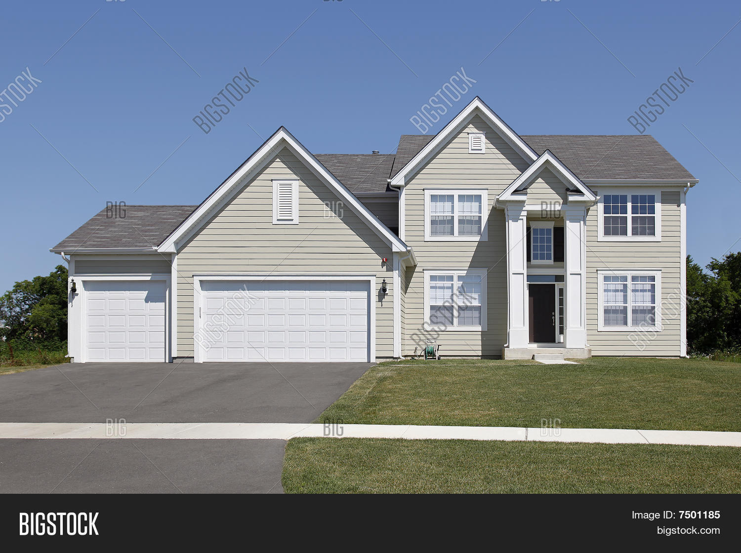 Home Tan Siding Arched Image & Photo (Free Trial) | Bigstock