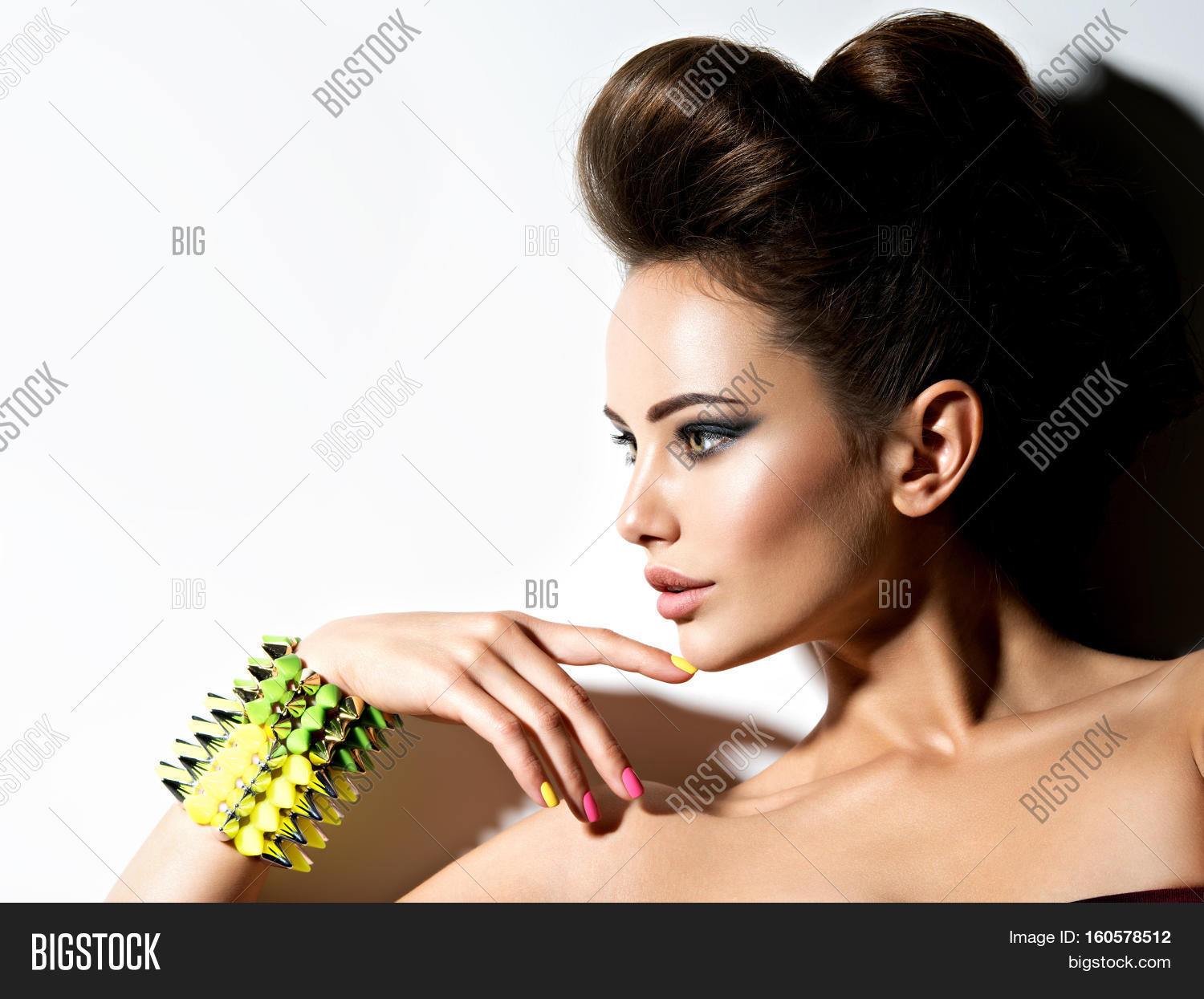 Profile Portrait Image & Photo (Free Trial) | Bigstock