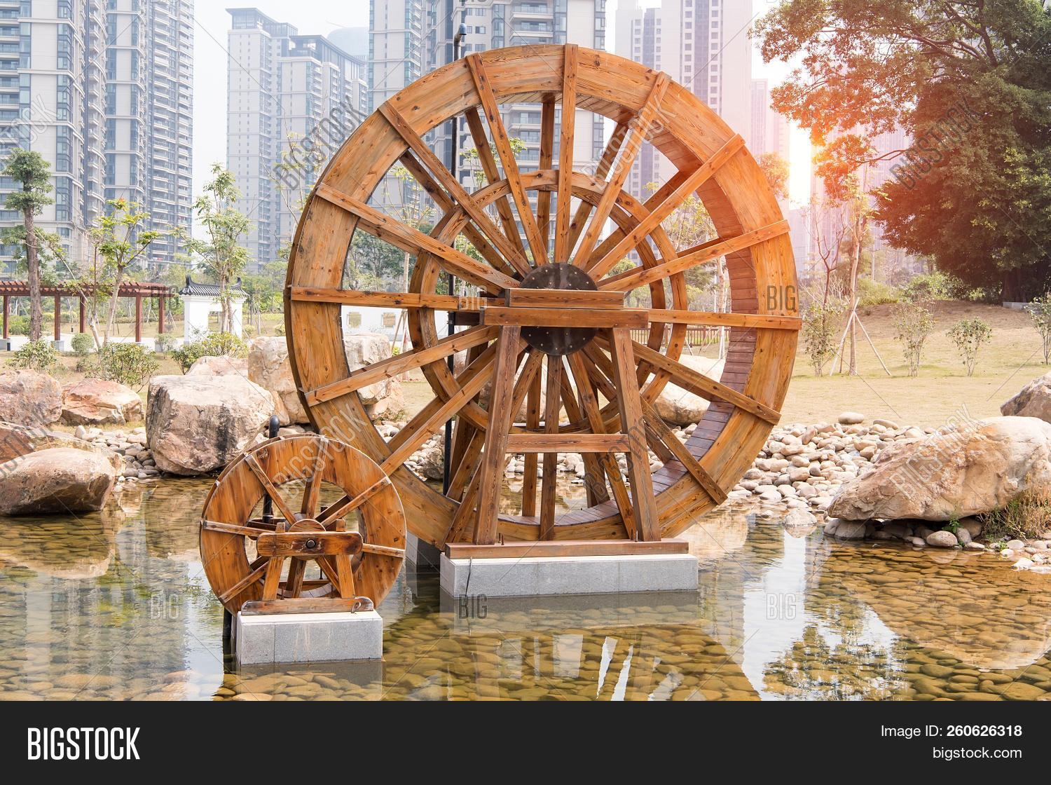 Waterwheel Rotating Image & Photo (Free Trial) | Bigstock