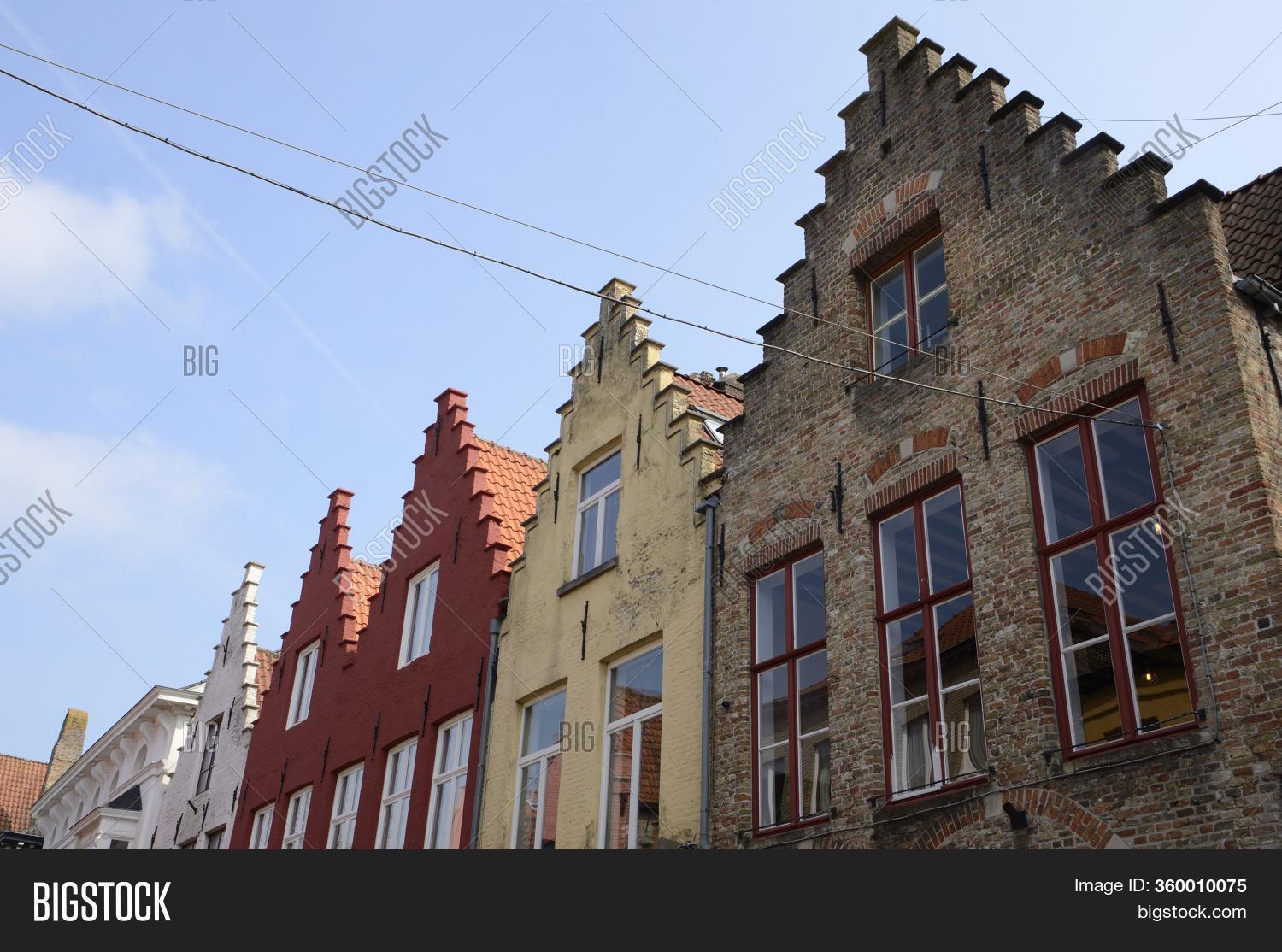 Traditional Brick Image & Photo (Free Trial) | Bigstock