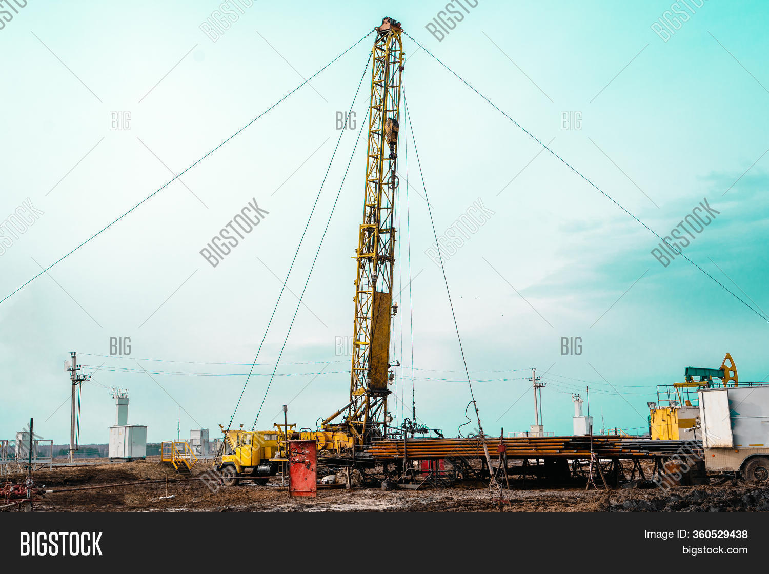 Drilling Oil Well Image & Photo (Free Trial) | Bigstock