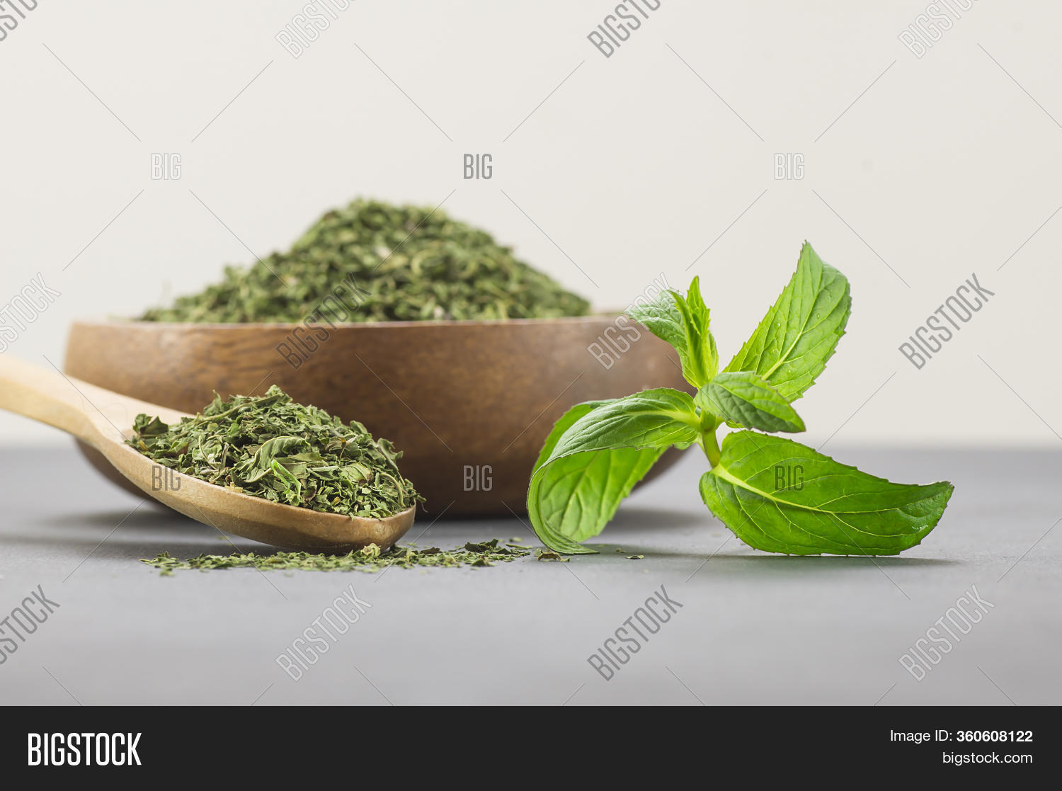 Fresh Green Peppermint Image & Photo (Free Trial) | Bigstock