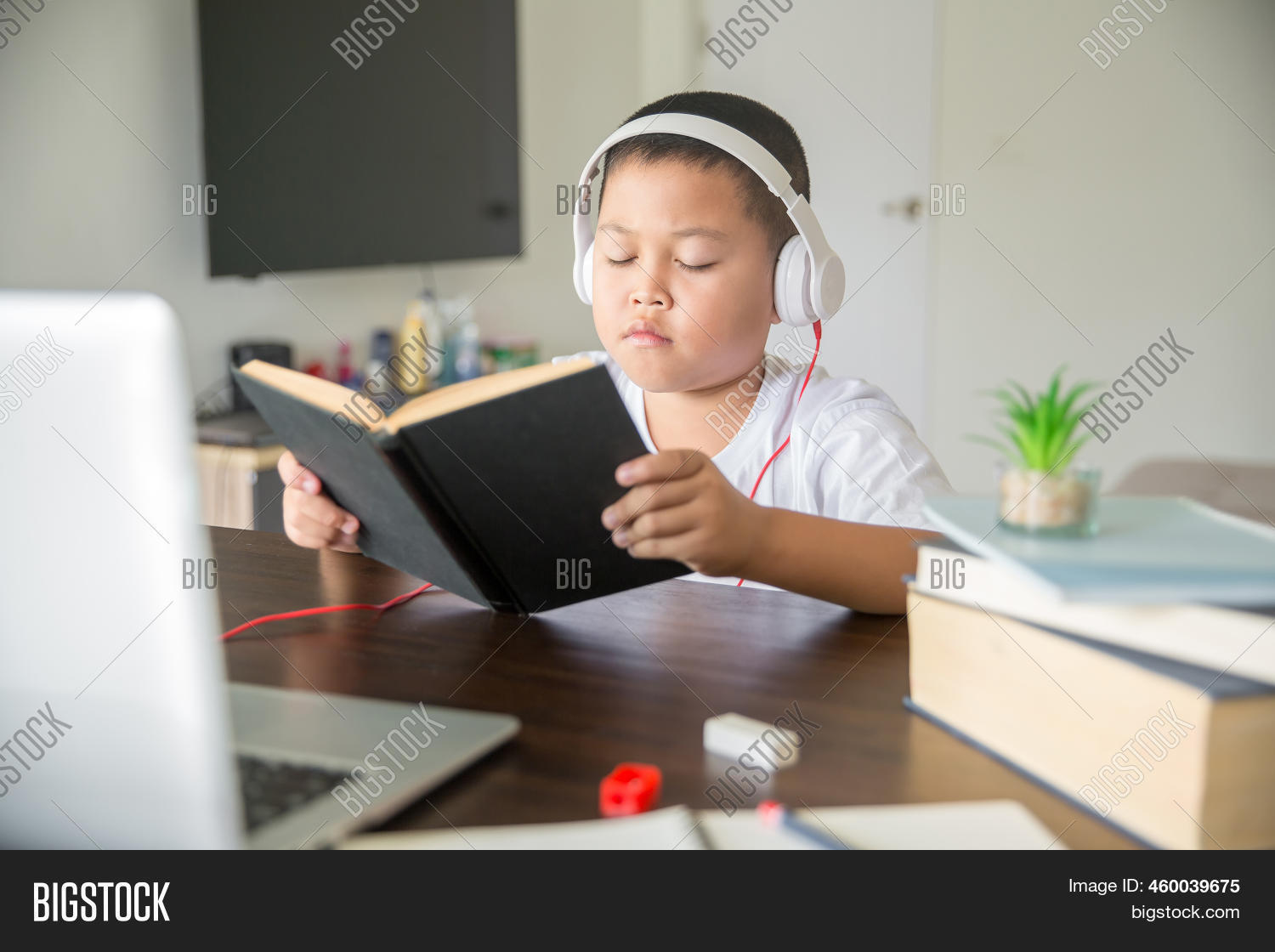 Young Student Distance Image & Photo (Free Trial) | Bigstock