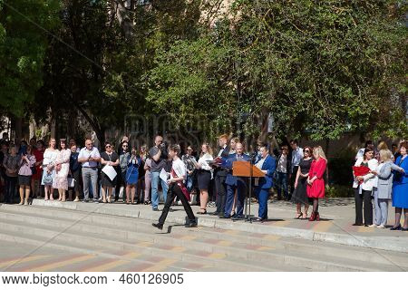 Imagen y foto School Leavers (prueba gratis) | Bigstock