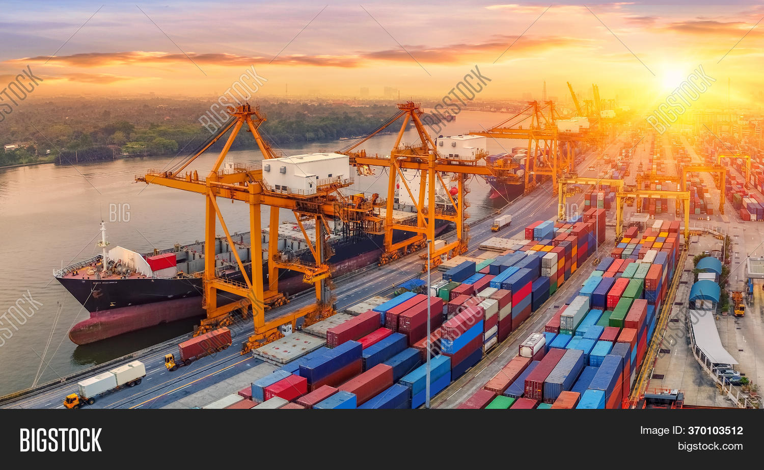Logistics Image & Photo (Free Trial) | Bigstock