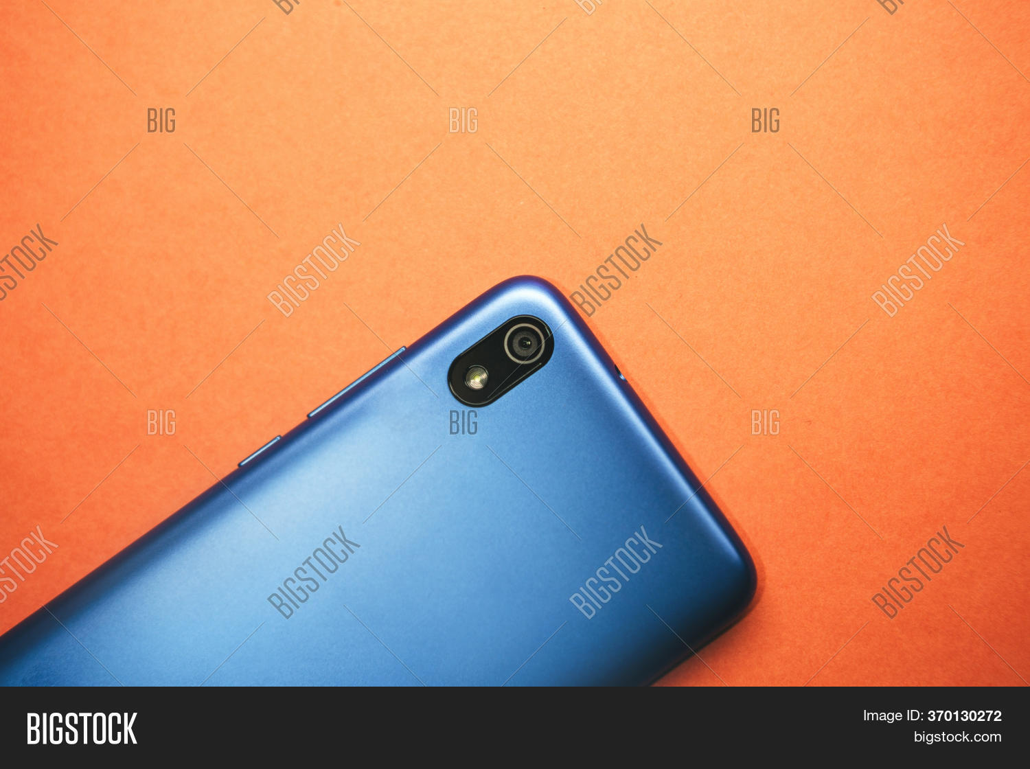 Rear View Cell Mobile Image & Photo (Free Trial) | Bigstock