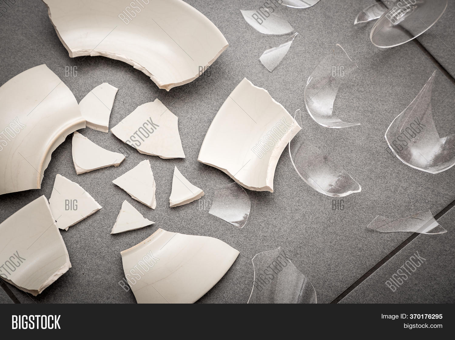 Broken Plate Broken Image & Photo (Free Trial) | Bigstock