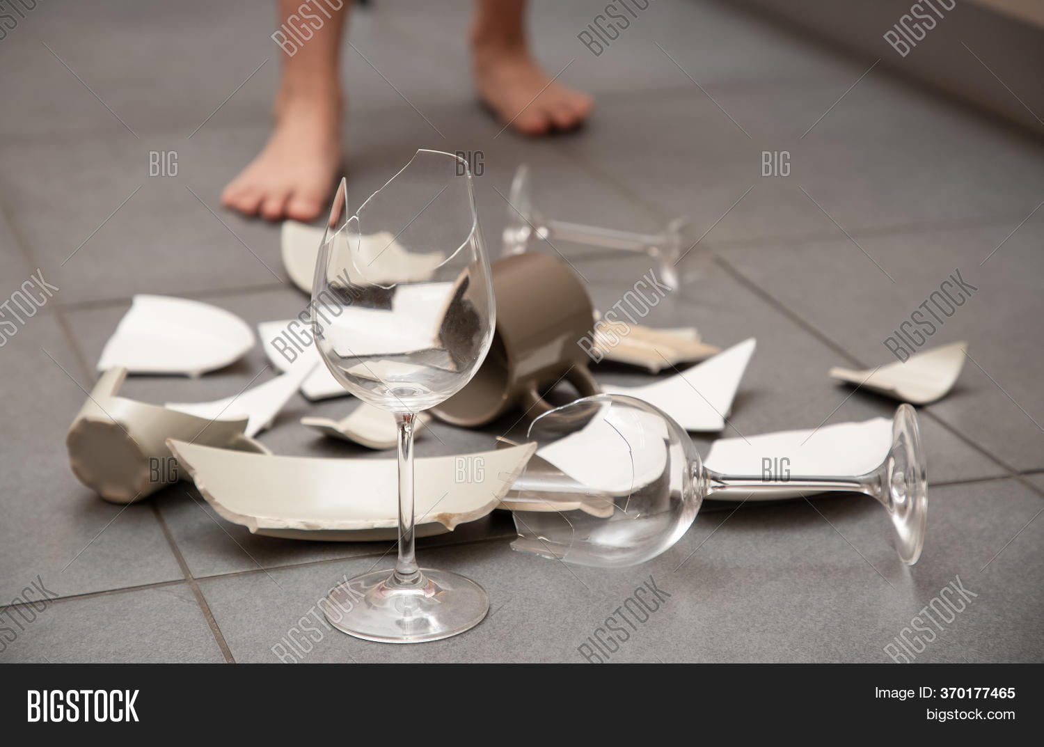 Broken Plate Broken Image & Photo (Free Trial) | Bigstock